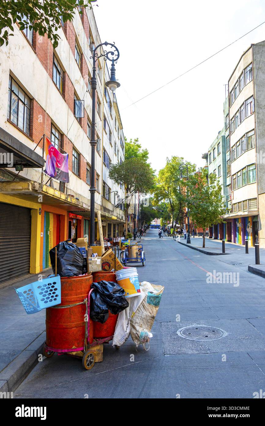 Centro Historico Mexico City Mexico 10. February 2021 Street cleaning ...