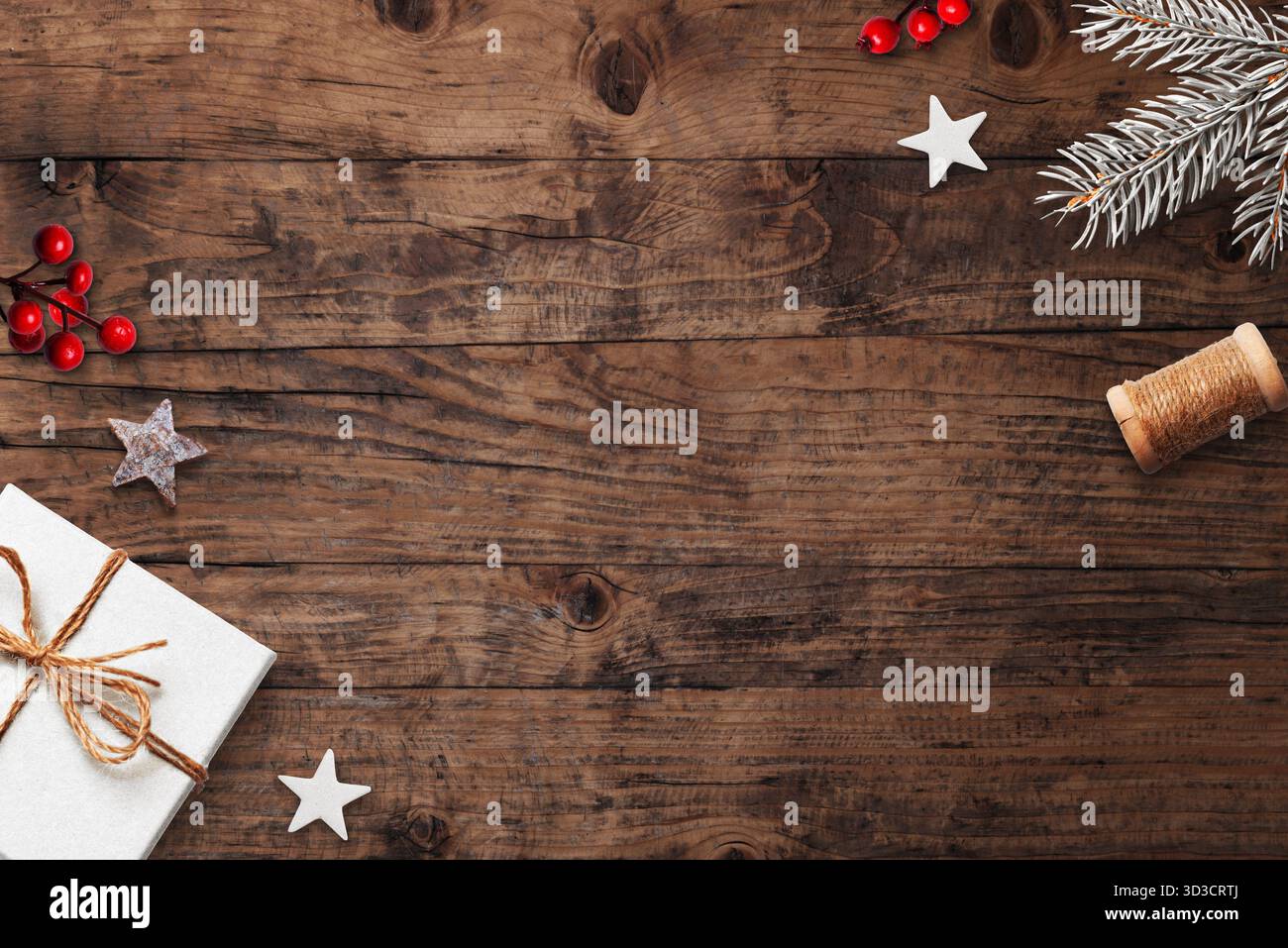 Christmas rustic background berries hi-res stock photography and images ...