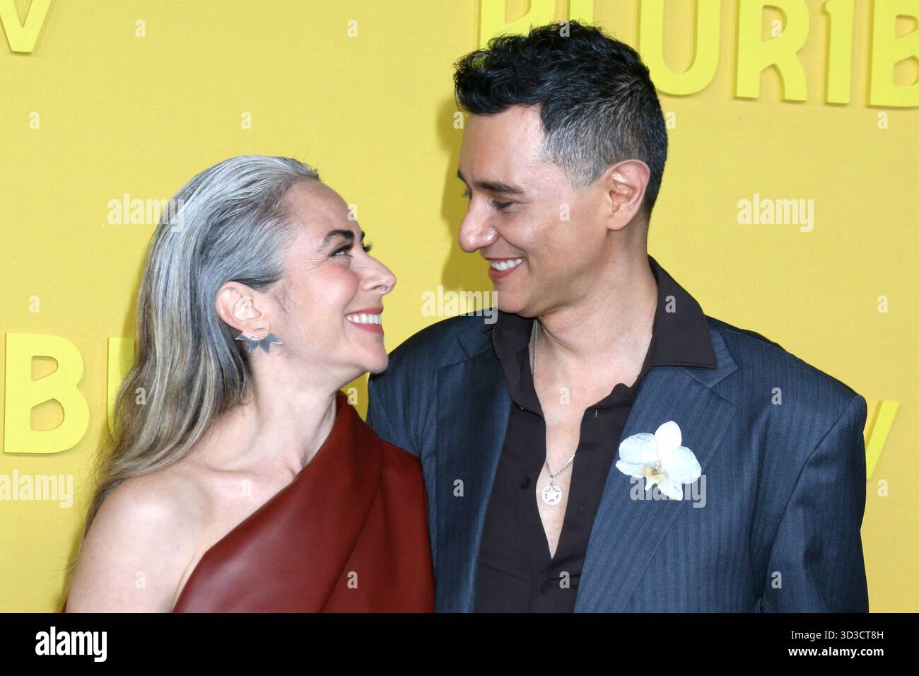 LOS ANGELES - NOV 4: Jimena Duran, Carlos Manuel Vesga at the Pluribus ...