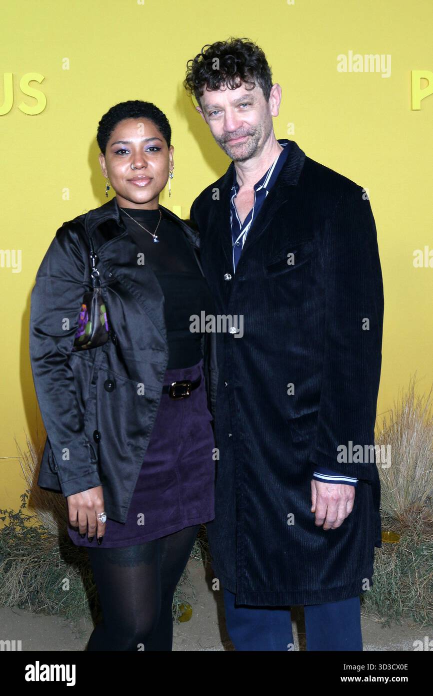 LOS ANGELES - NOV 4: Chelsey Sims, James Frain at the Pluribus Season ...