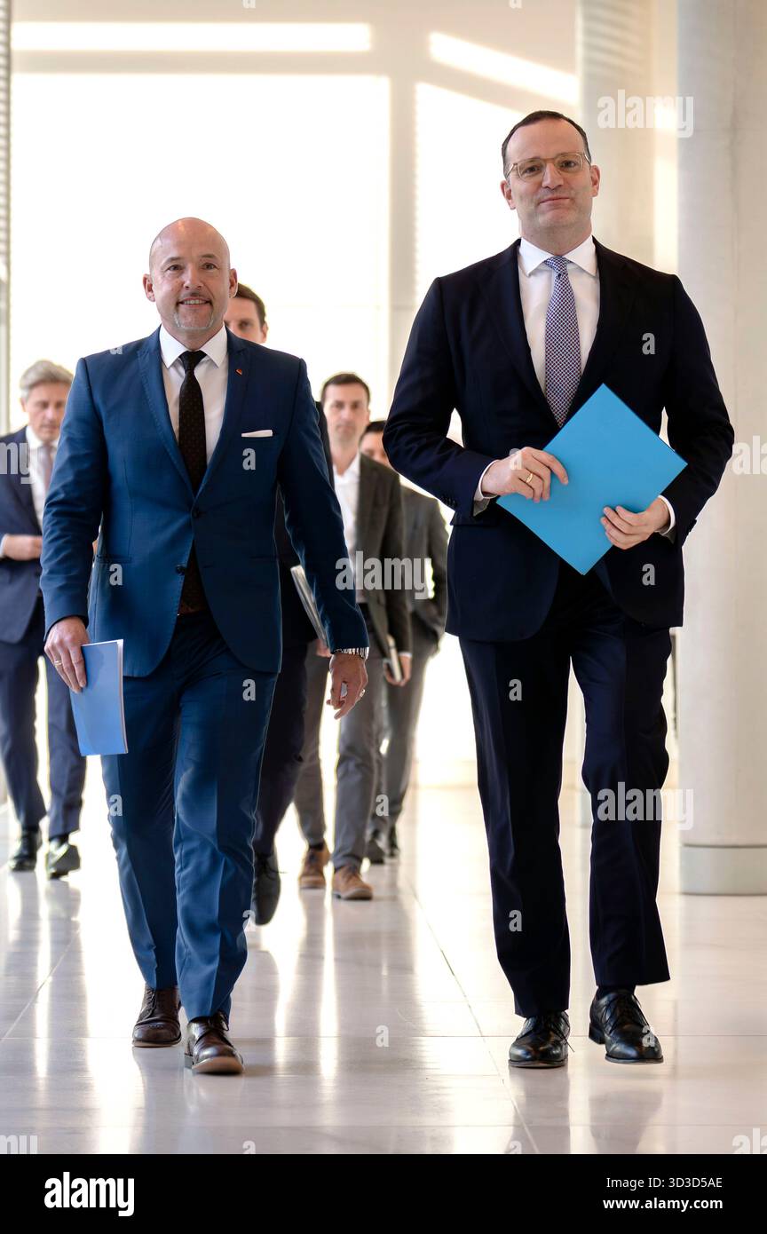 Alexander Hoffmann and Jens Spahn at the press statement on the CDU/CSU ...