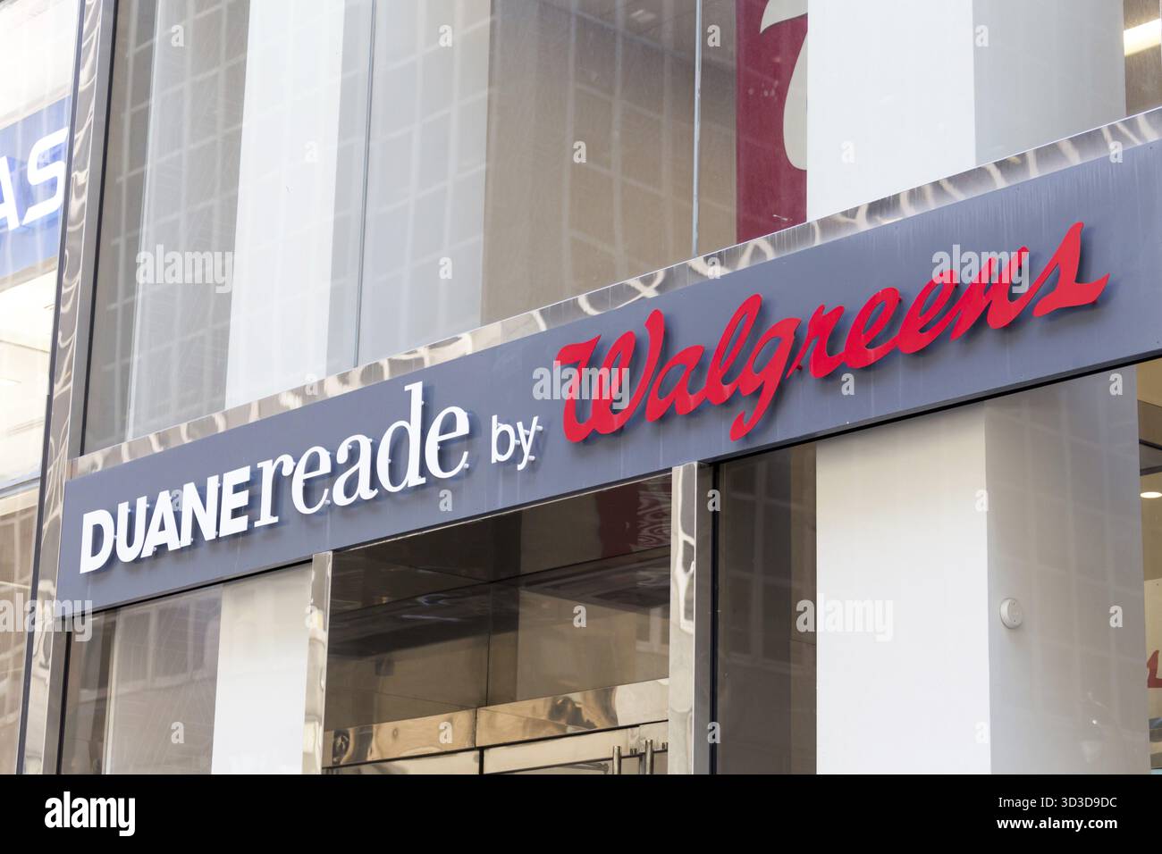 NEW YORK, USA - 15 MAY, 2019: Duane Reade store signage by Walgreens ...
