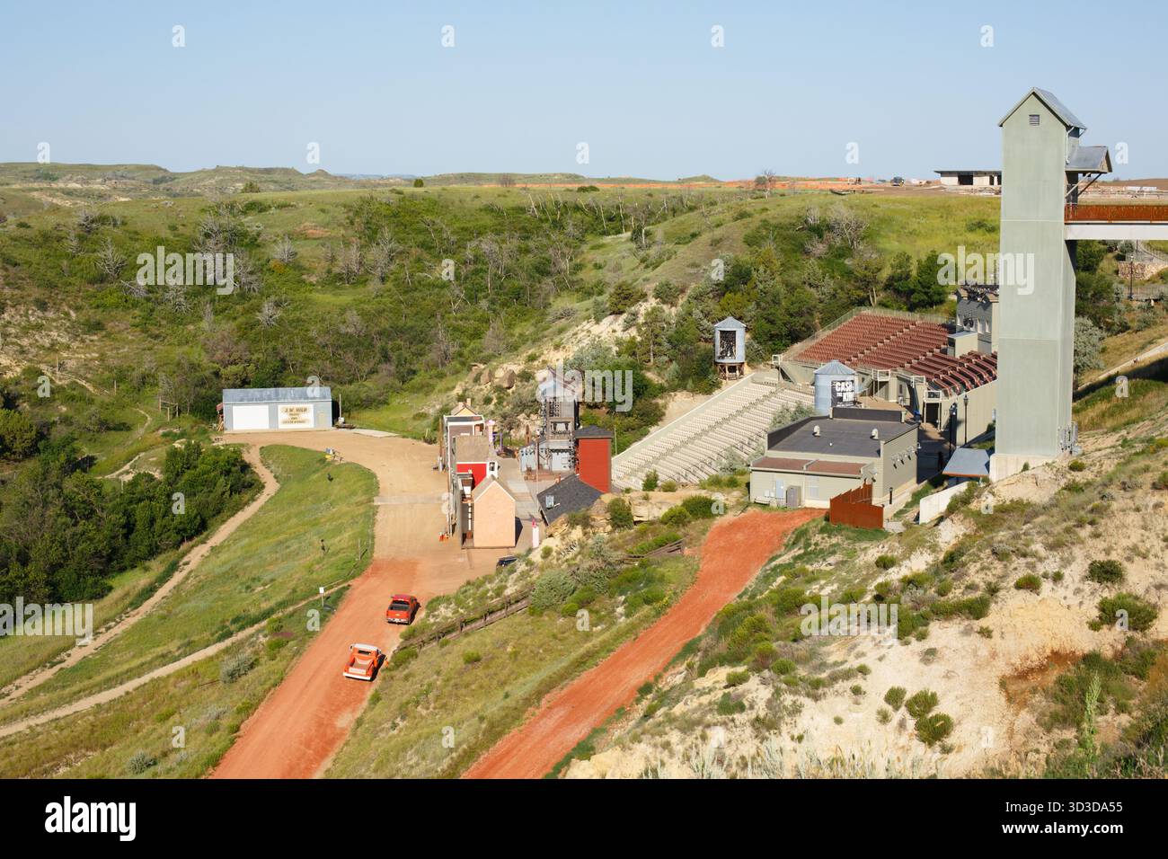 Landscape overlooking badlands hi-res stock photography and images - Alamy