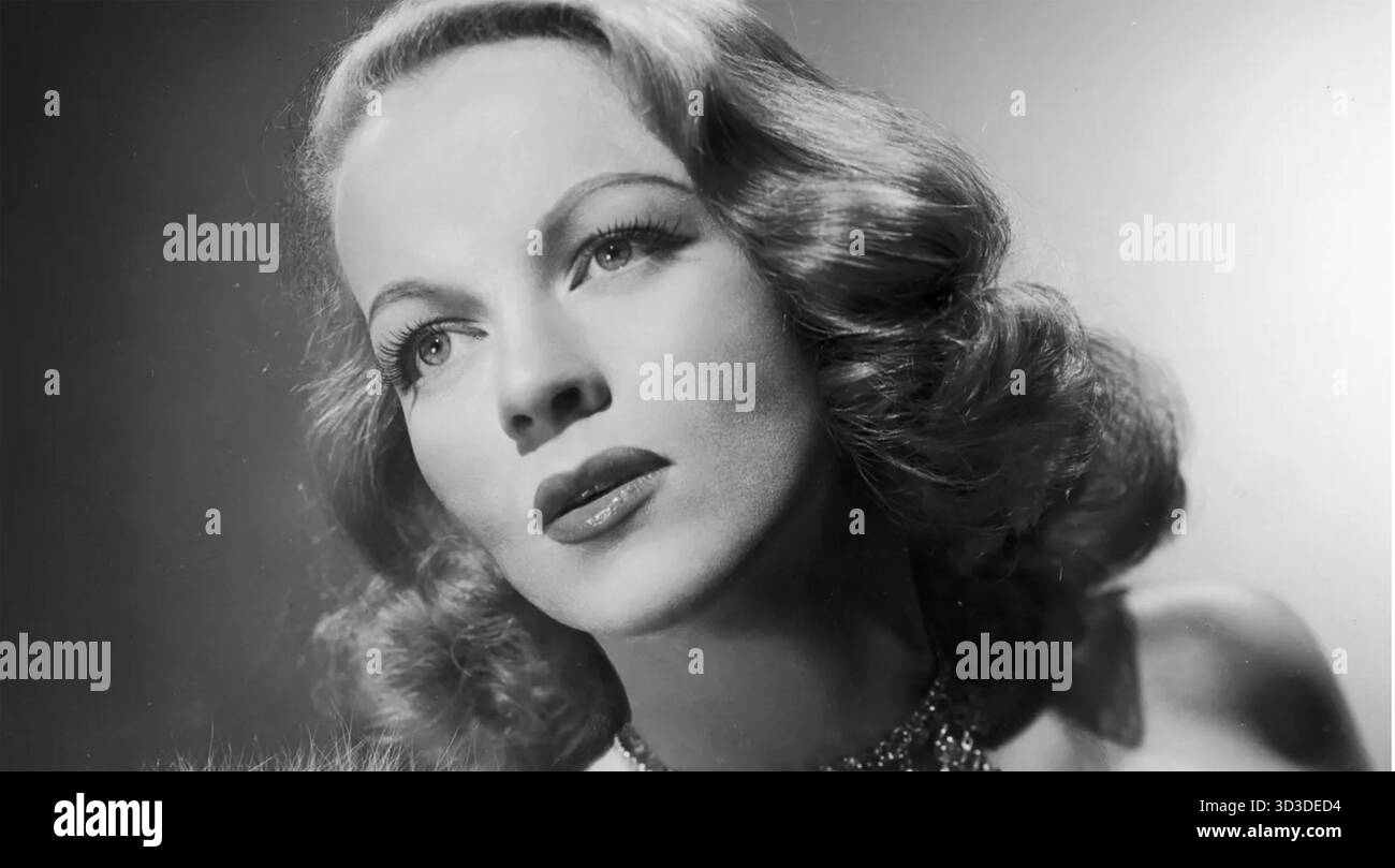 MARIA RIVA (1924-2025) American film actress daughter of Marlene ...