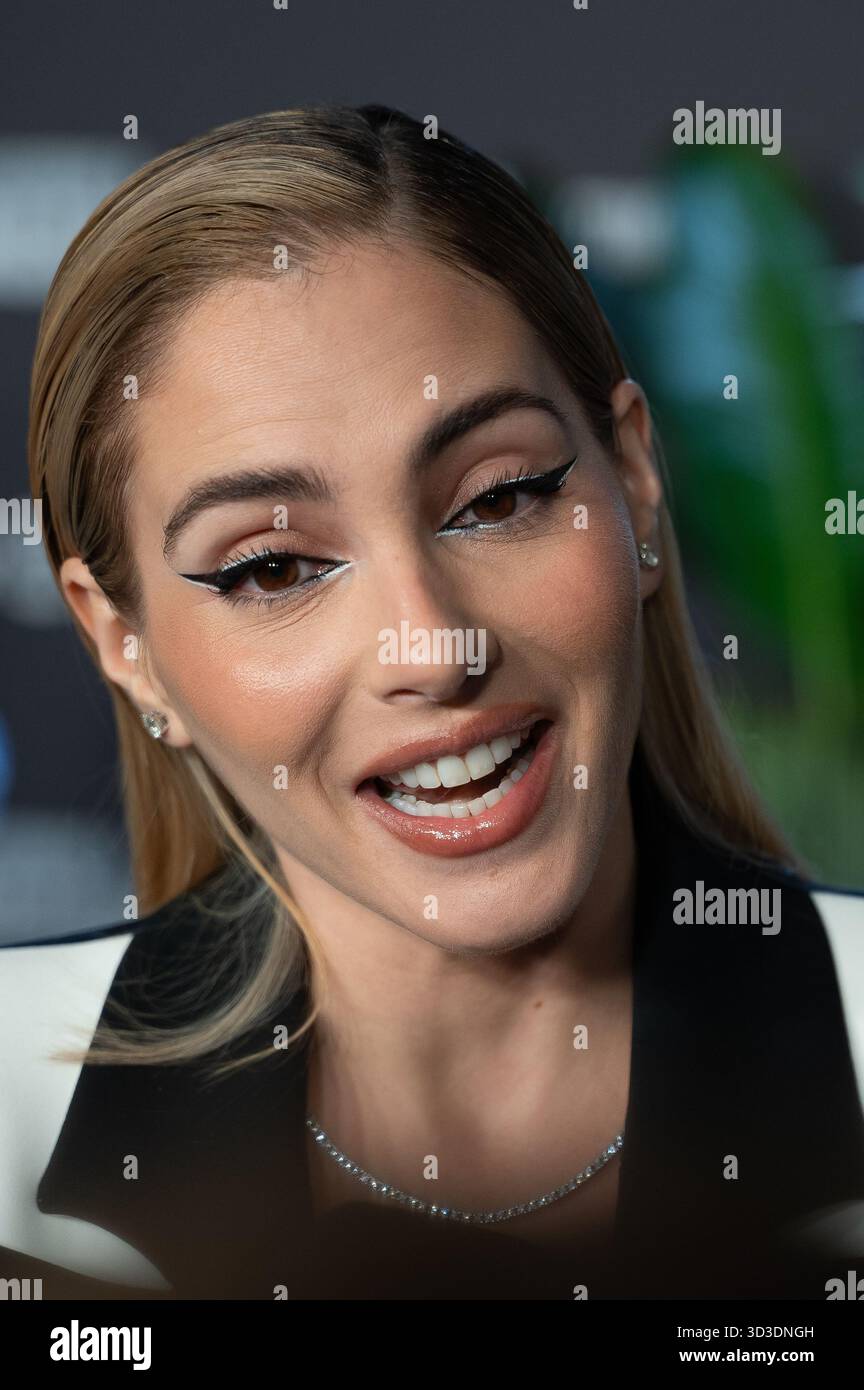 Andrea Duro attends the "Camino a Arcadia" premiere at the Espacio ...