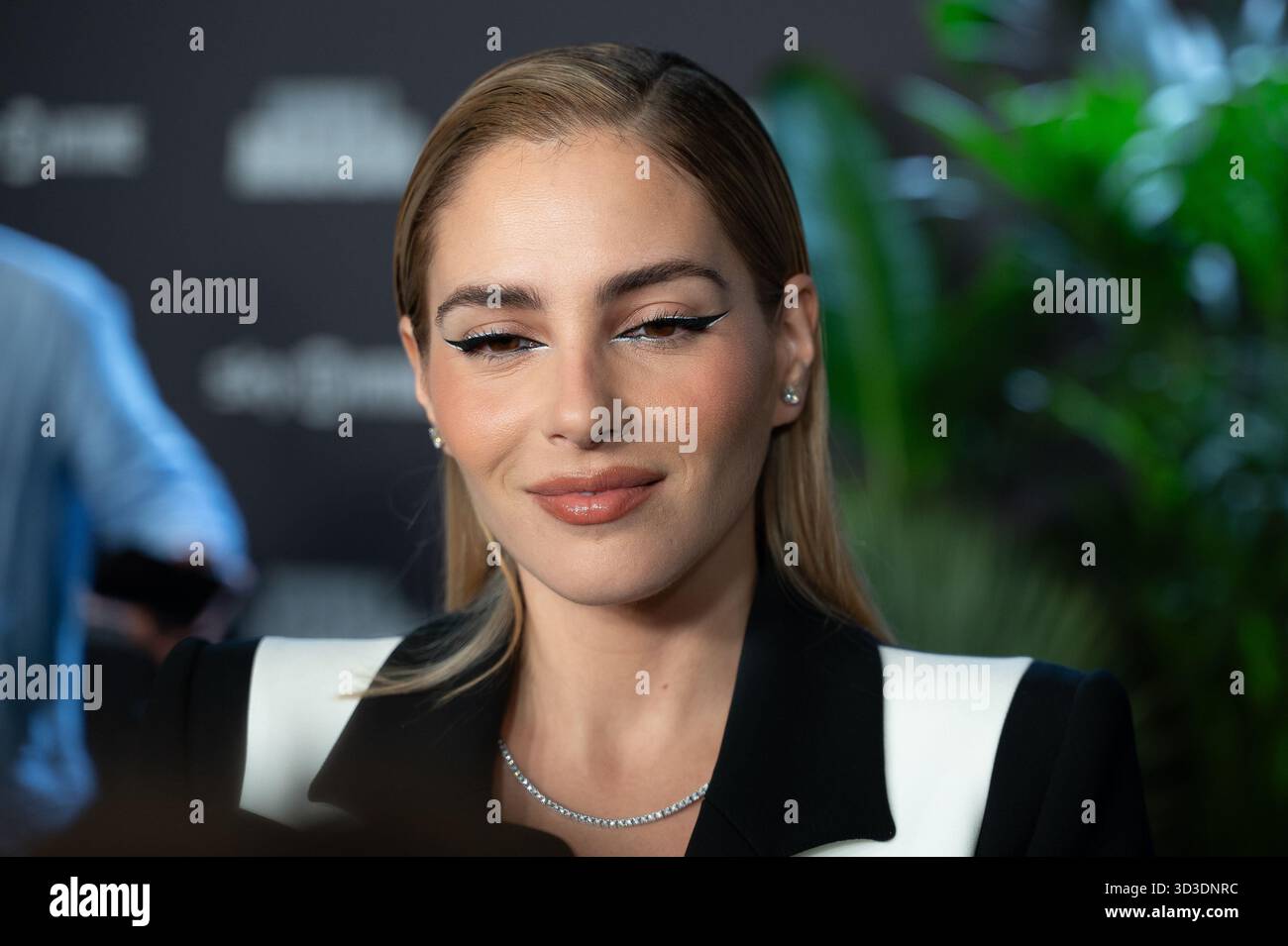 Andrea Duro attends the "Camino a Arcadia" premiere at the Espacio ...
