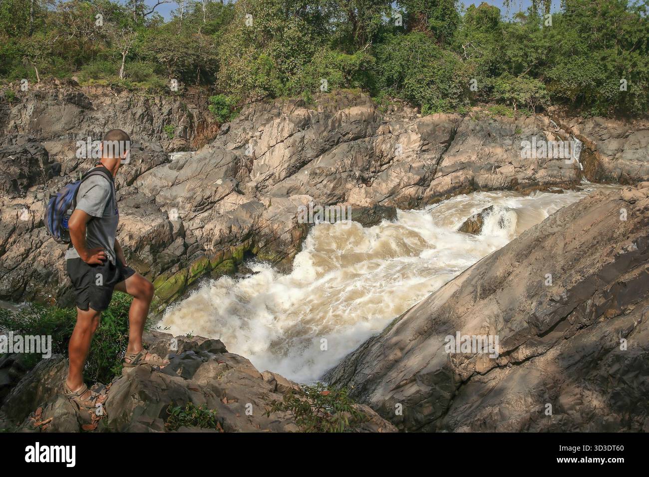 Tourist admiring powerful Don Khon (Khon Phapheng) waterfall on the ...