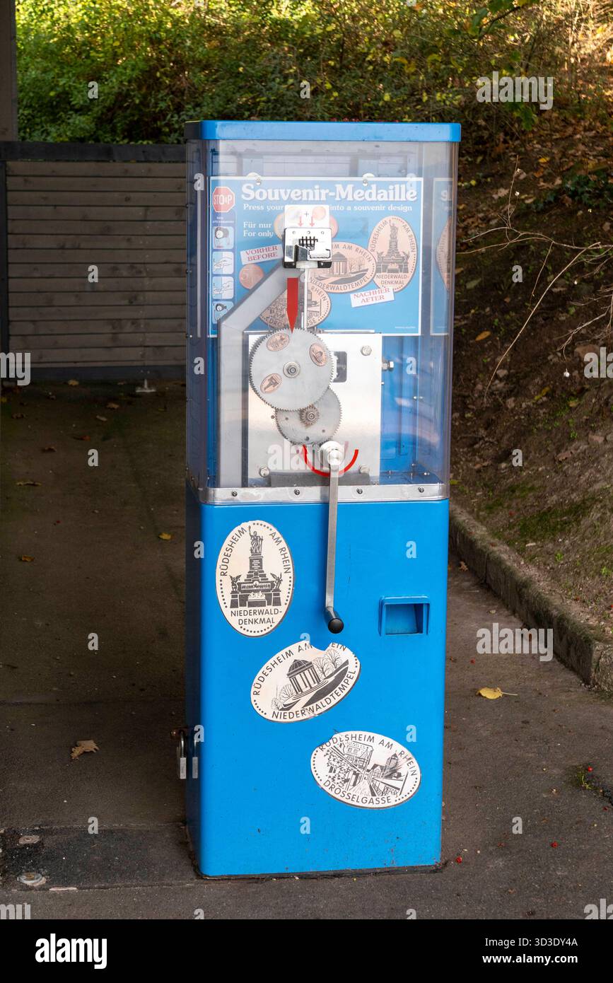 Automat für Souvenier-Medaille am Niederwalddenkmal *** Vending machine ...