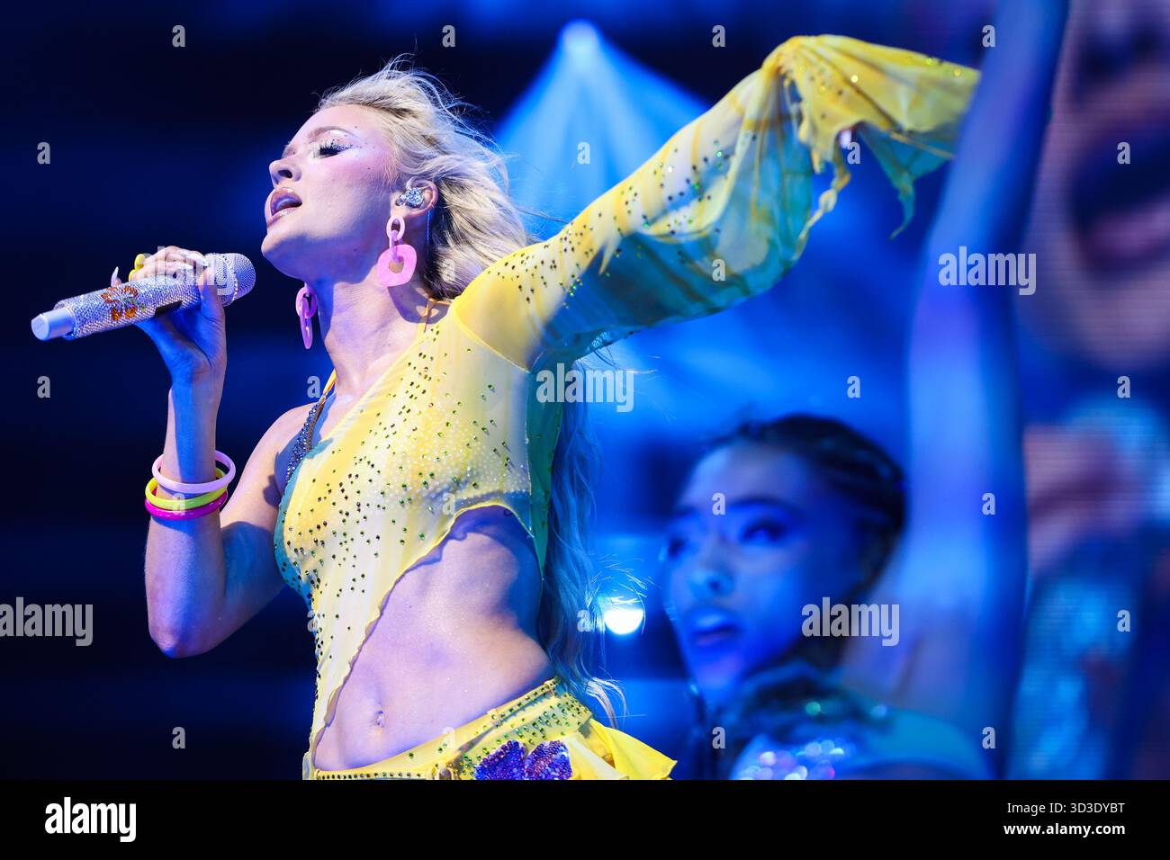 London, UK. November 5, 2025. Swedish singer Zara Larsson performs at ...