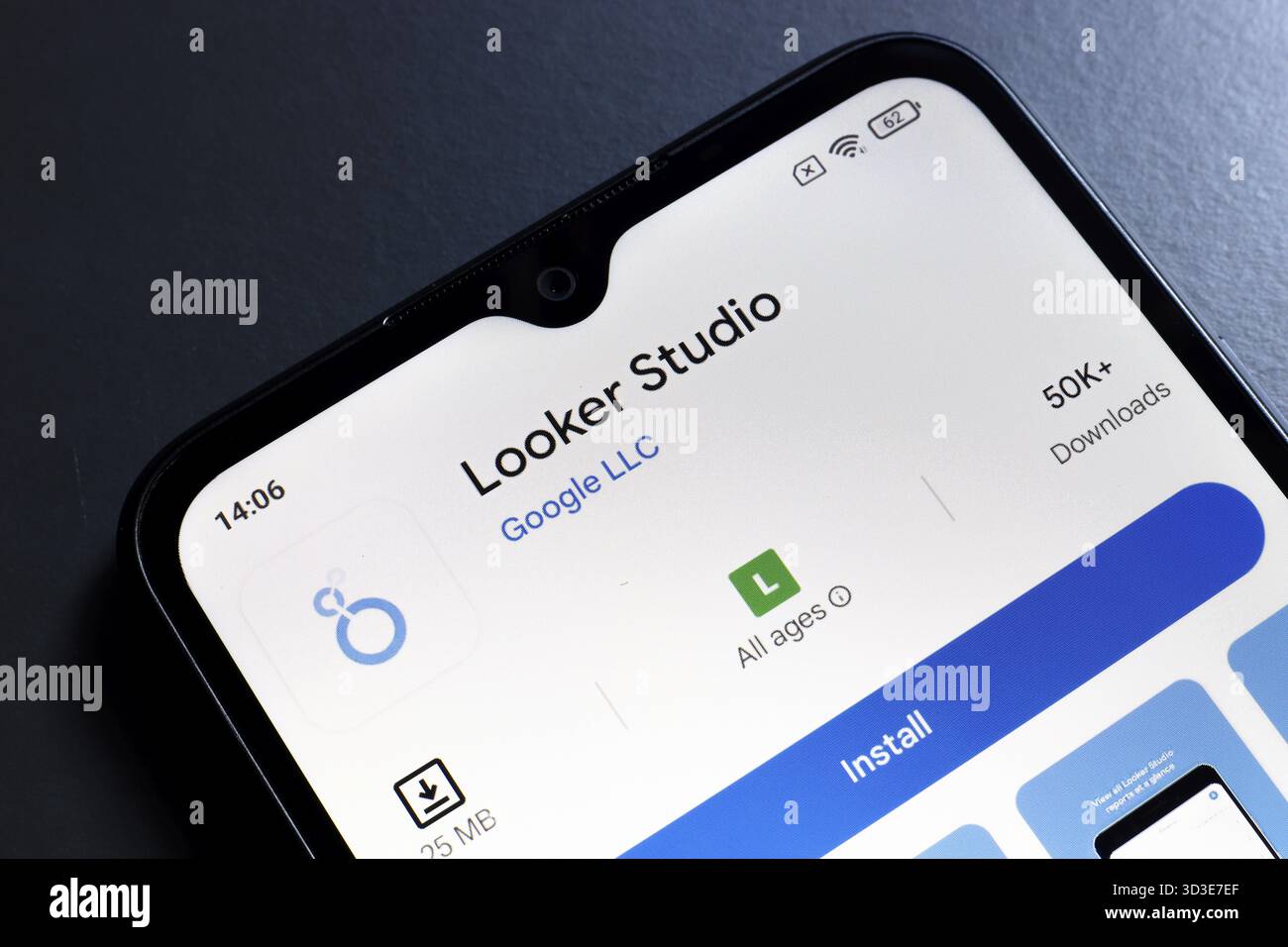 Looker studio logo hi-res stock photography and images - Alamy