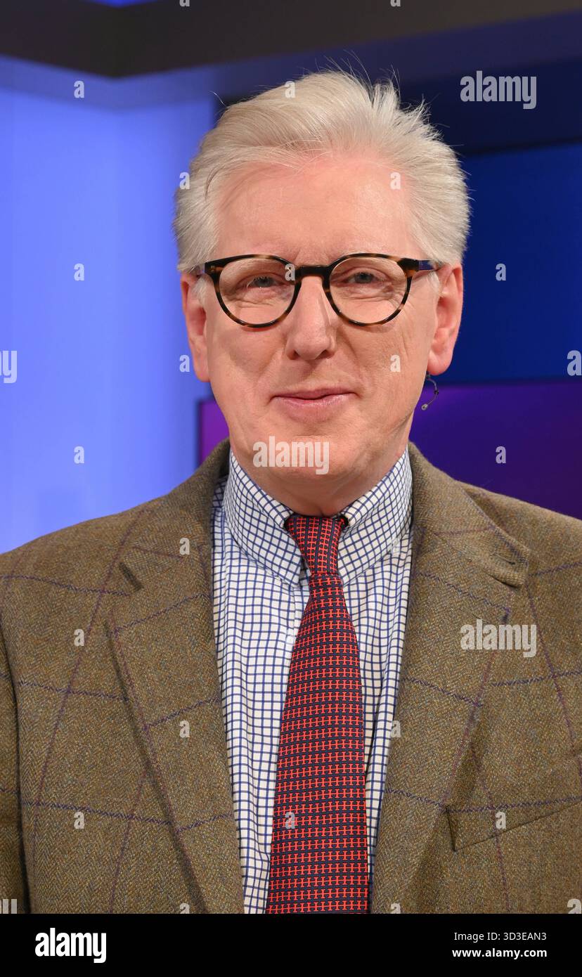 Journalist Theo Koll, langjähriger Leiter des ZDF-Hauptstadtstudios zu ...