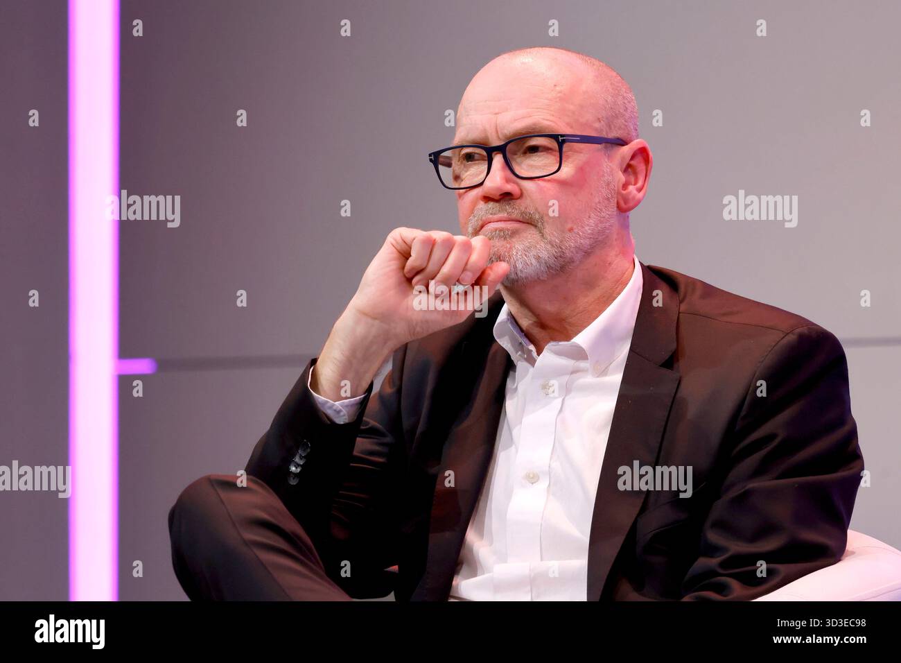 Buchautor Simon Beckett auf der Lit.Cologne Spezial Veranstaltung zur ...