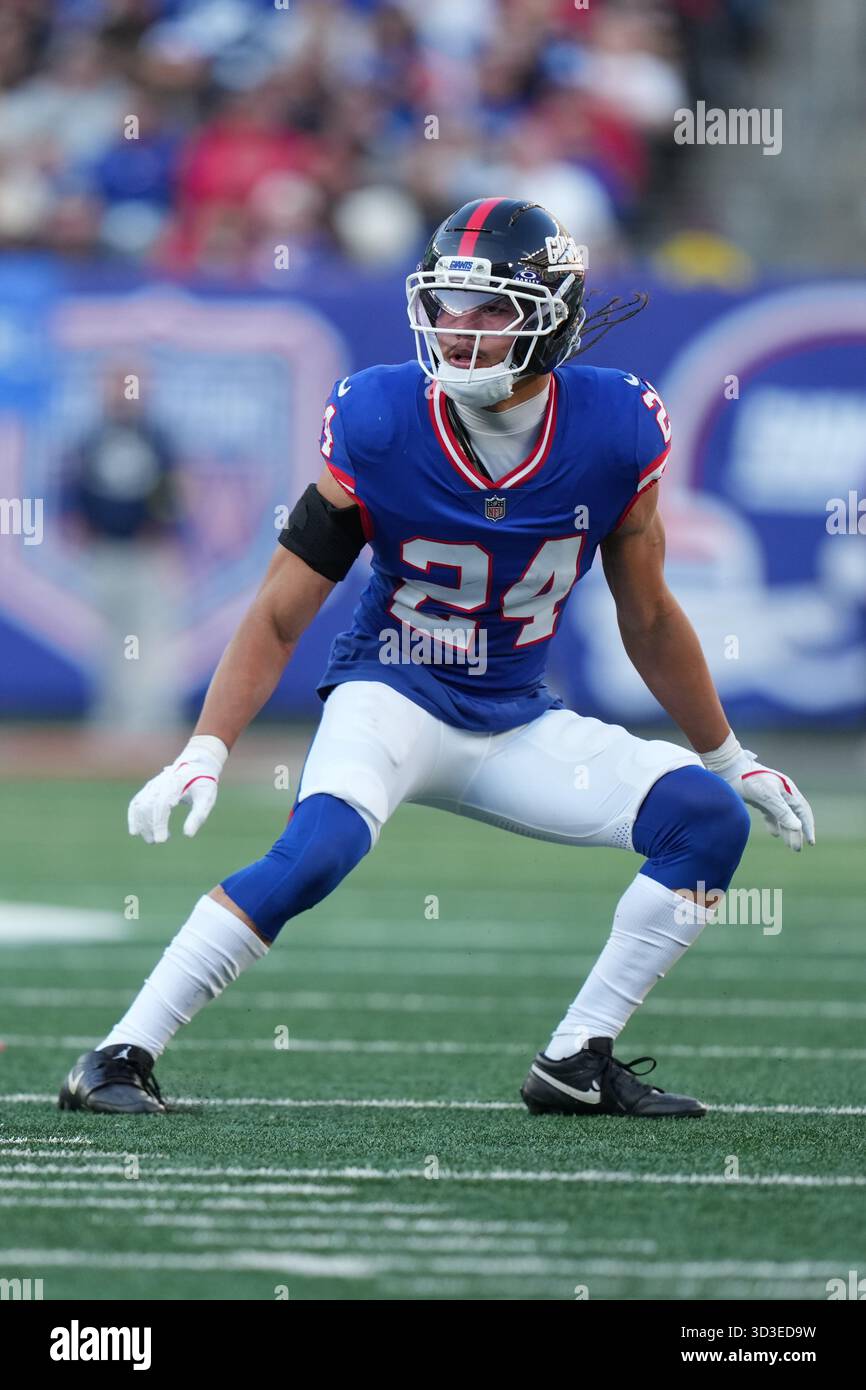 New York Giants safety Dane Belton (24) defends in the secondary during ...