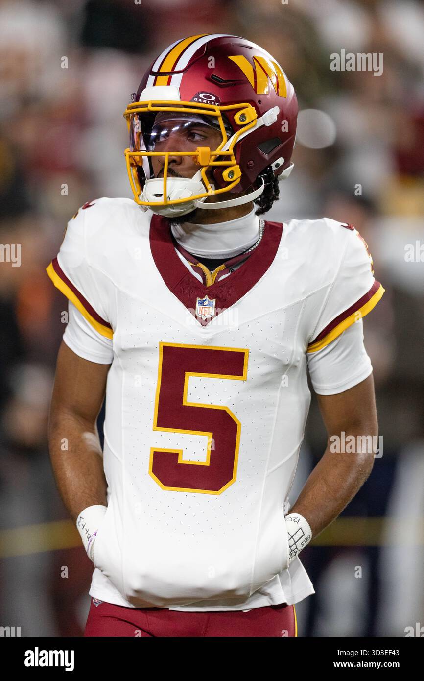Washington Commanders quarterback Jayden Daniels (5) during pregame ...