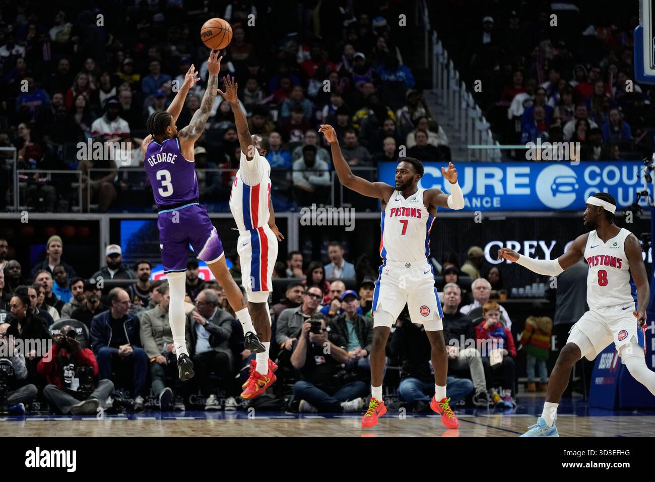 Utah Jazz guard Keyonte George, left, shoots against Detroit Pistons ...