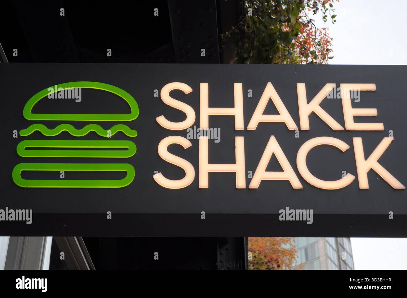 A Shake Shack restaurant is seen in Manhattan, New York City Stock ...