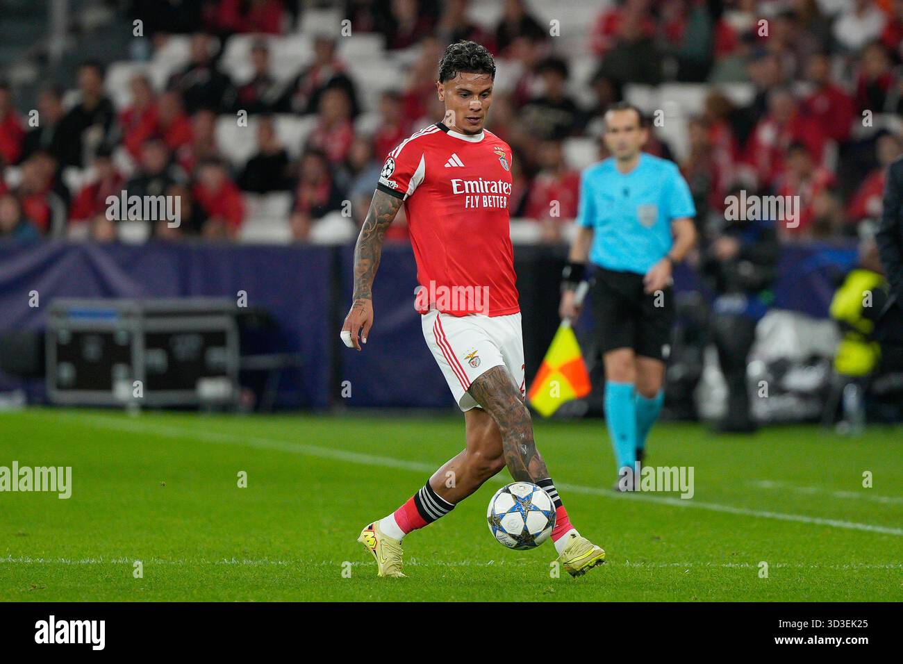 Richard Rios of SL Benfica seen in action during UEFA Champions League ...