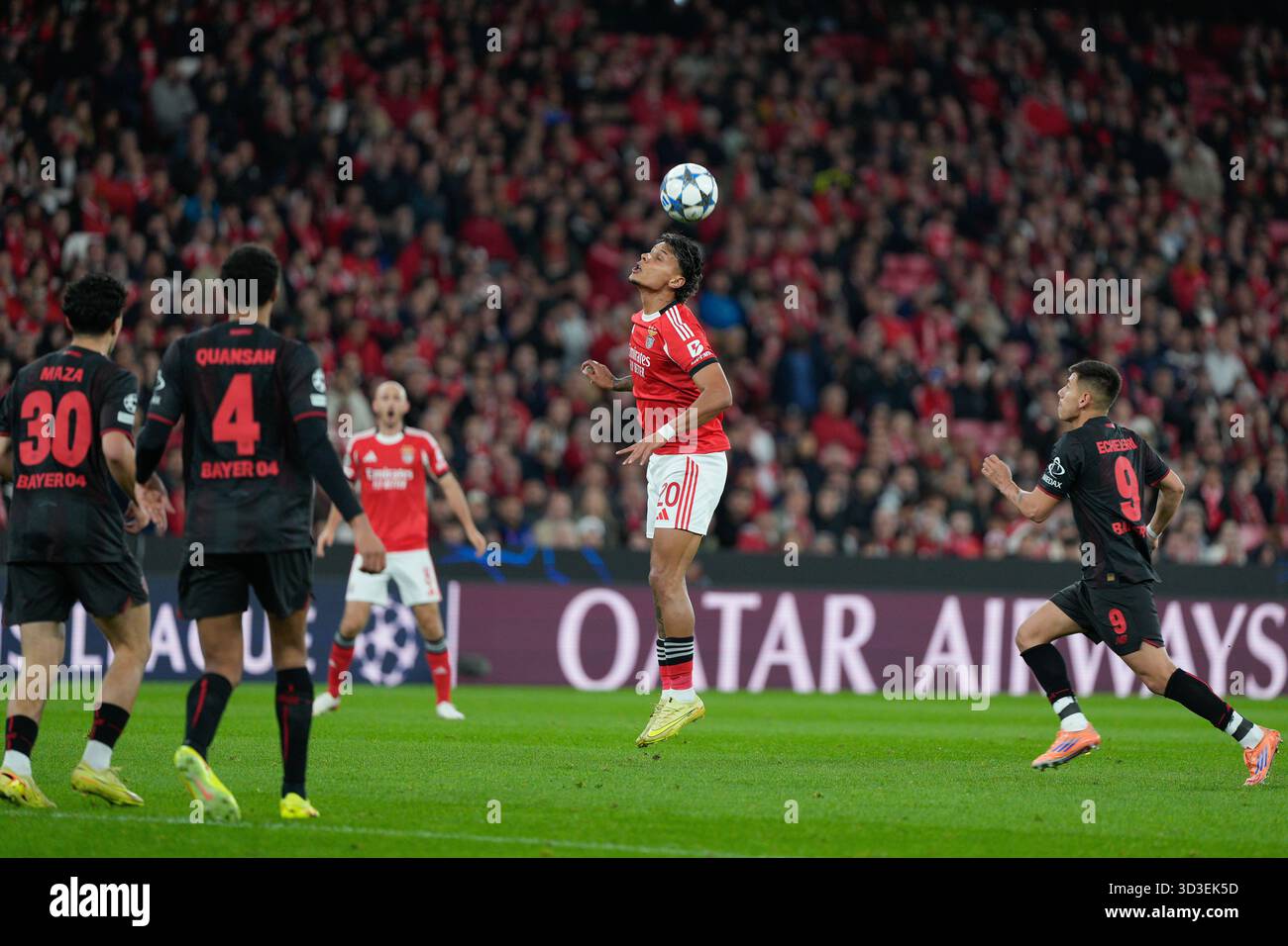 Richard Rios of SL Benfica (C) seen in action during UEFA Champions ...