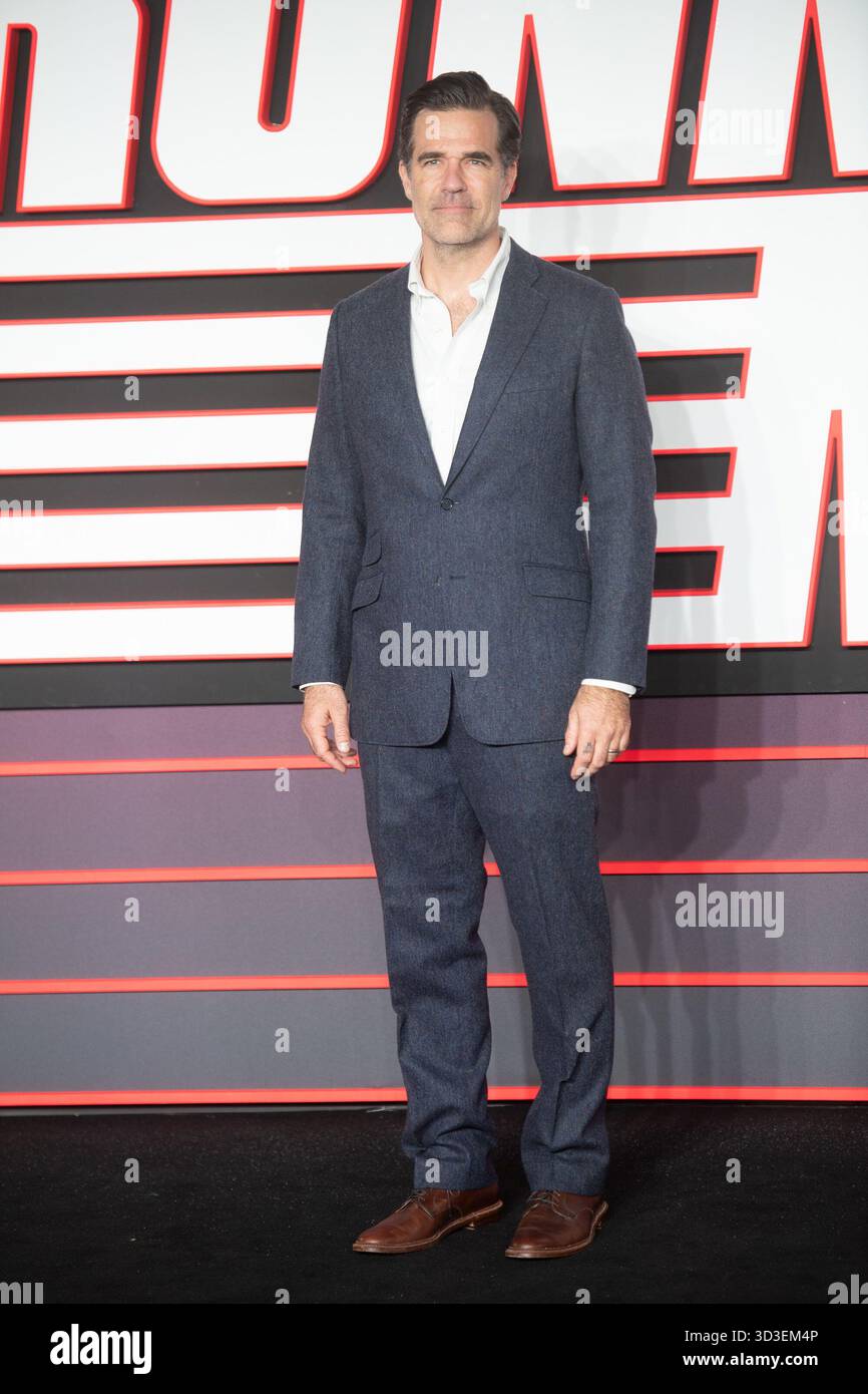 London, UK. 05 Nov, 2025. Pictured: Rob Delaney attends the 'The ...