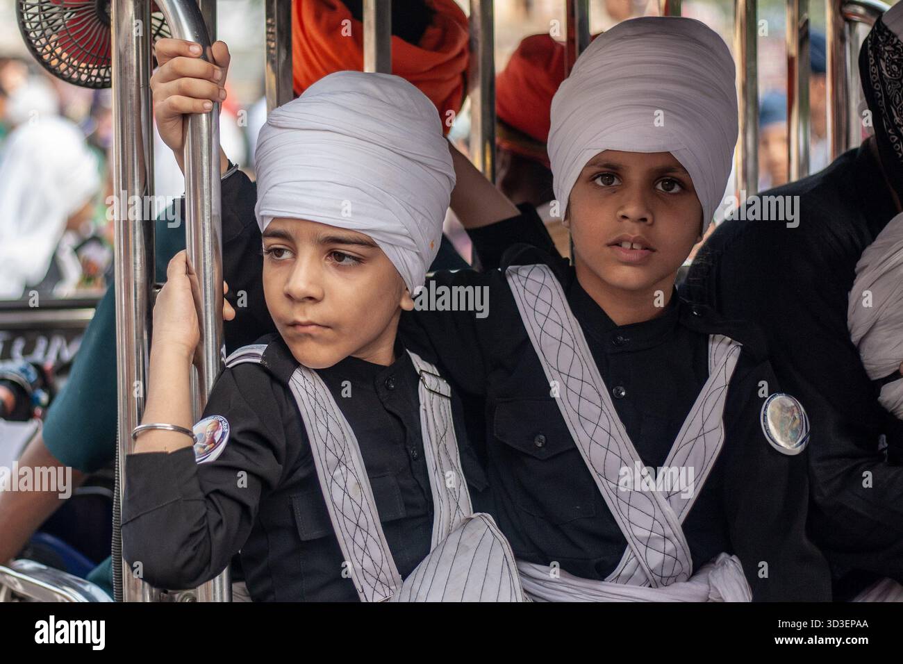 Sikh children dressed in traditional attire take part in celebrations ...