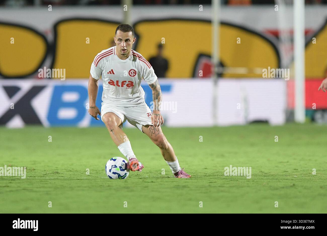 BA - SALVADOR - 05/11/2025 - BRAZILIAN CHAMPIONSHIP A 2025, VITORIA x ...