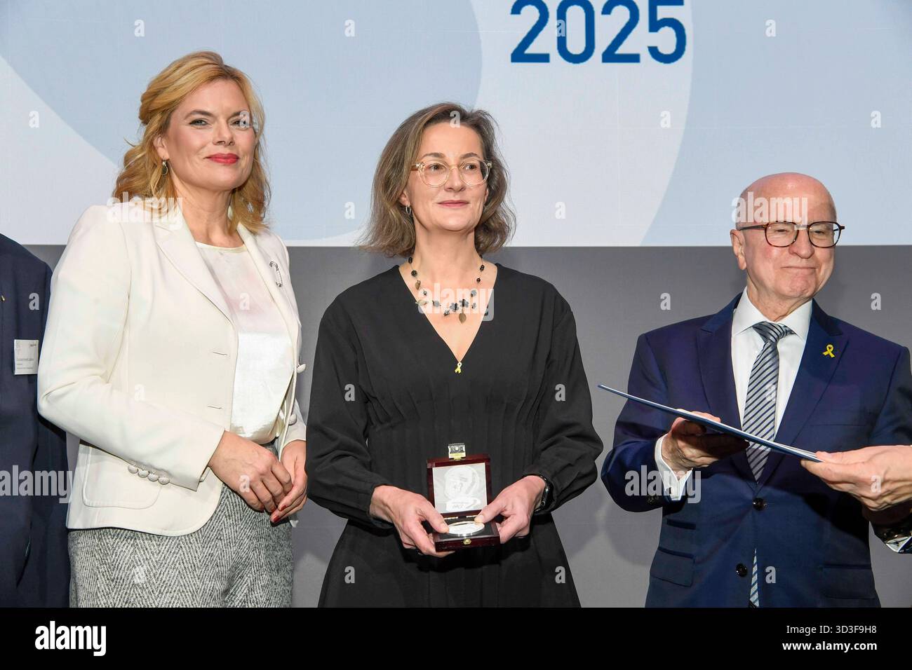 abb/PaulSpiegelPreis- Julia Klöckner Kloeckner Präsidentin des ...