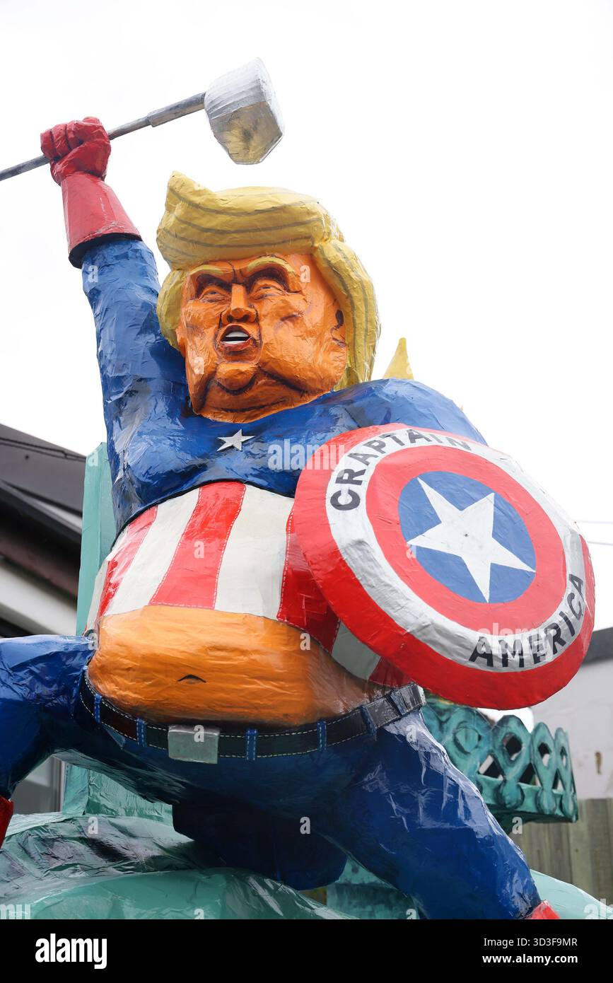 A bonfire effigy of US president Donald Trump sitting on top of Lady ...