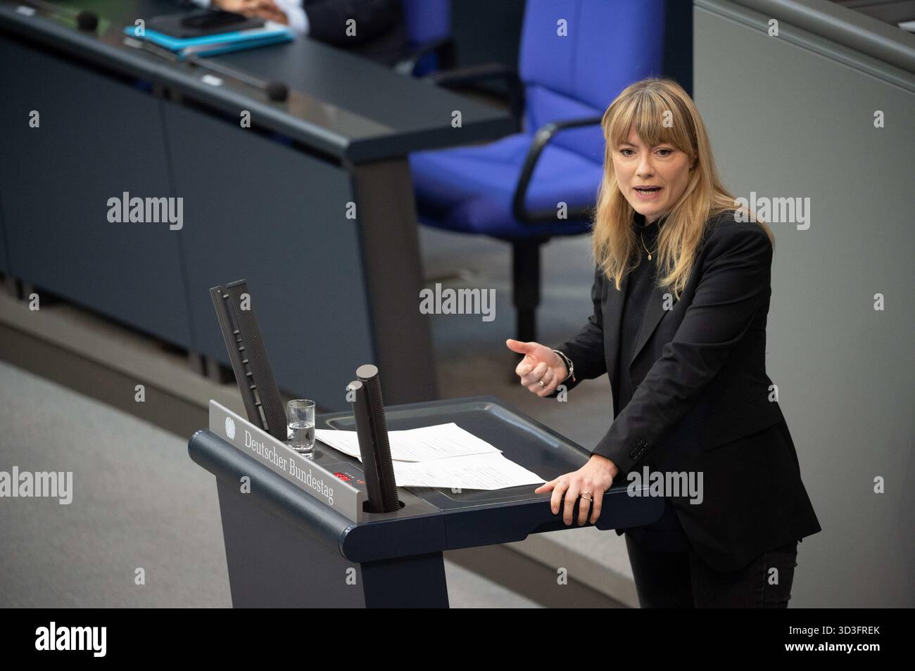 06 November 2025, Berlin: Clara Bügner (Die Linke) speaks in a debate ...