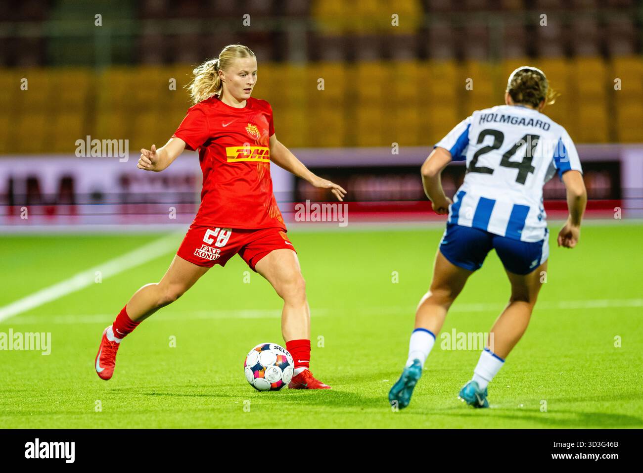 Farum, Denmark. 05th, November 2025. Cecilie Larsen (28) of FC ...
