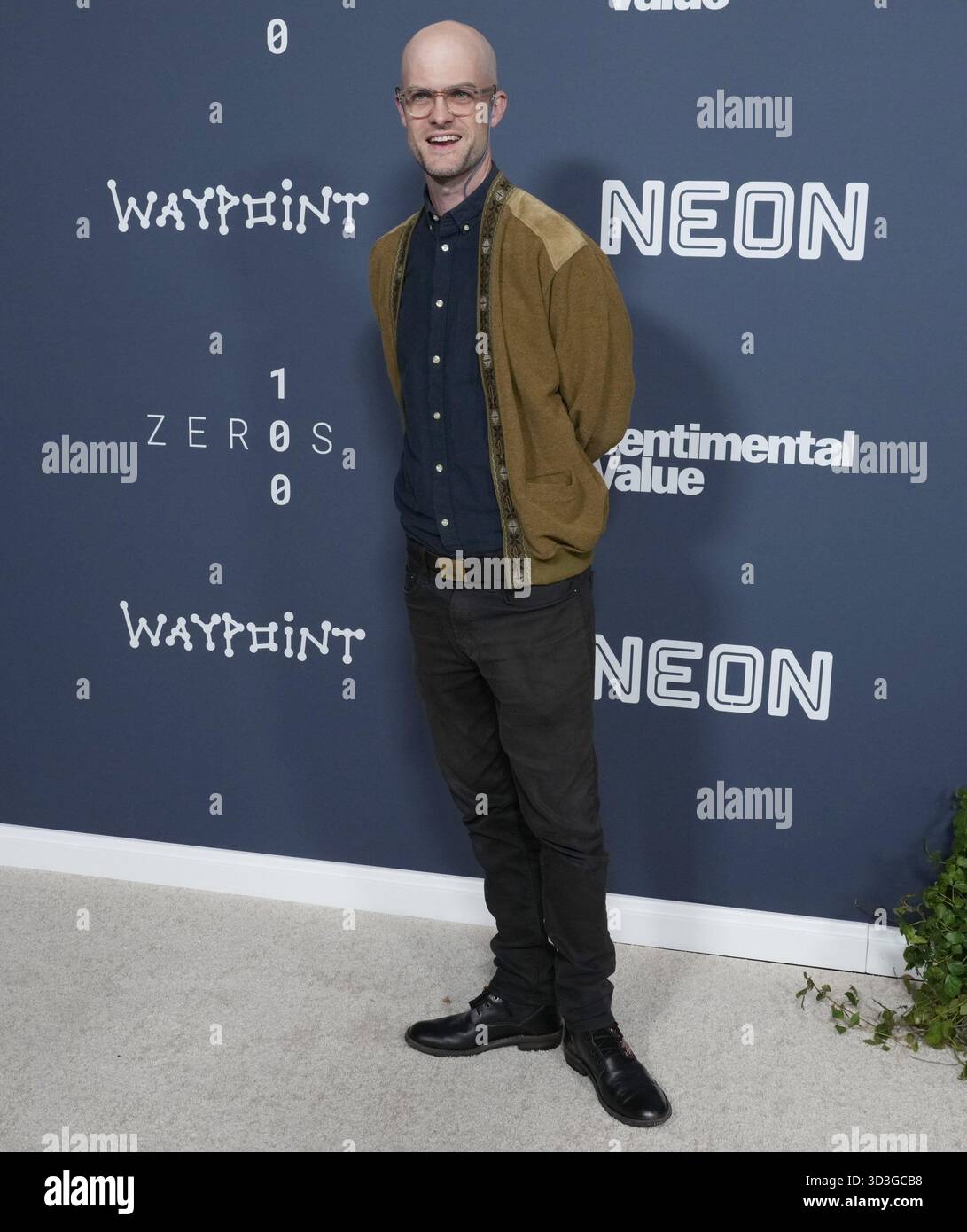 Daniel Scheinert arrives at the Neon's SENTIMENTAL VALUE Los Angeles ...