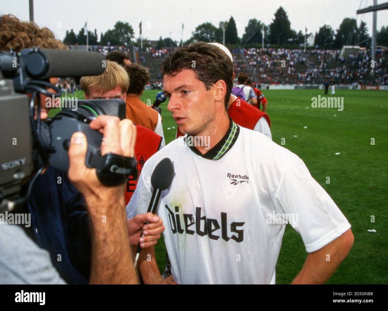 firo: 13.08.1995 Football: Football: Archive photos, archive photo ...