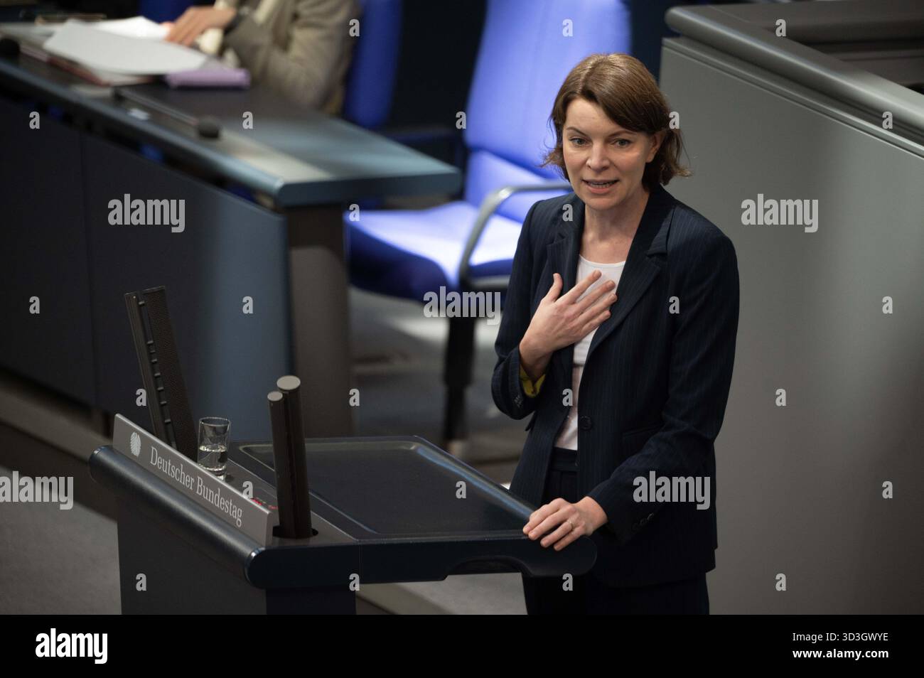 06 November 2025, Berlin: Emmi Zeulner (CSU) speaks in a debate in the ...