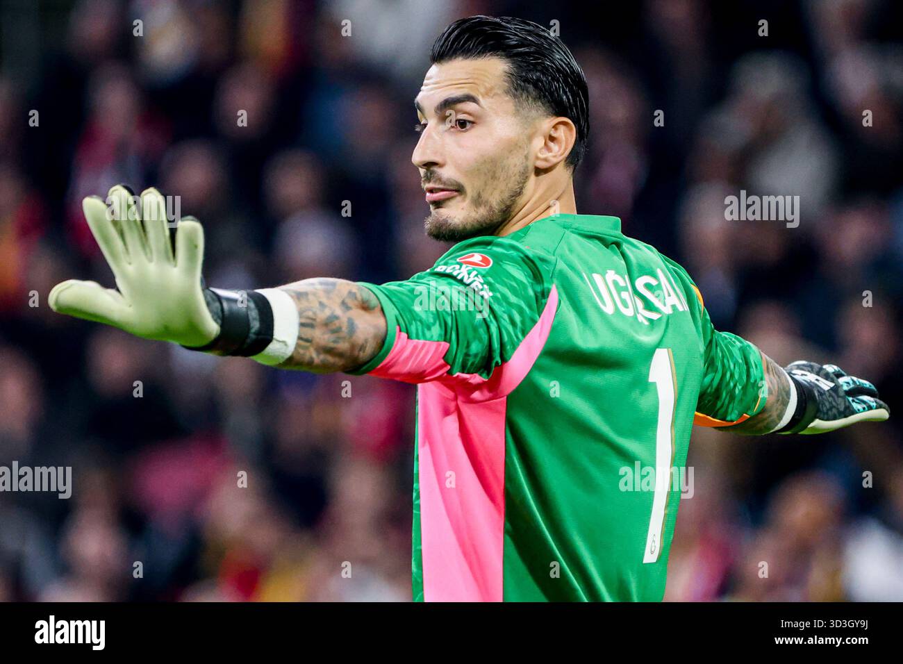 goalkeeper Ugurcan Cakir of Galatasaray gestures during the UEFA ...