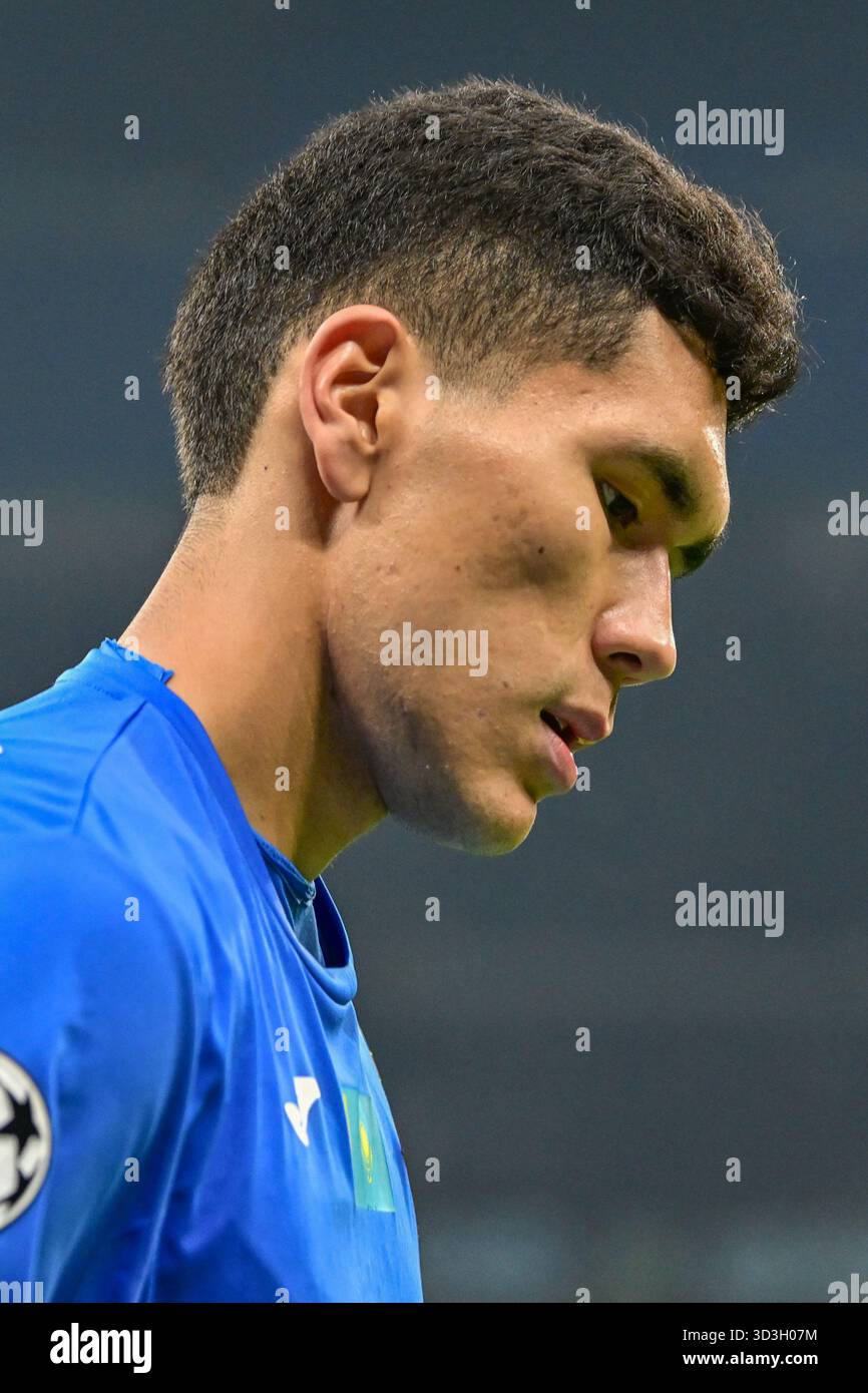 Milano, Italy. 05th, November 2025. Goalkeeper Temirlan Anarbekov of ...