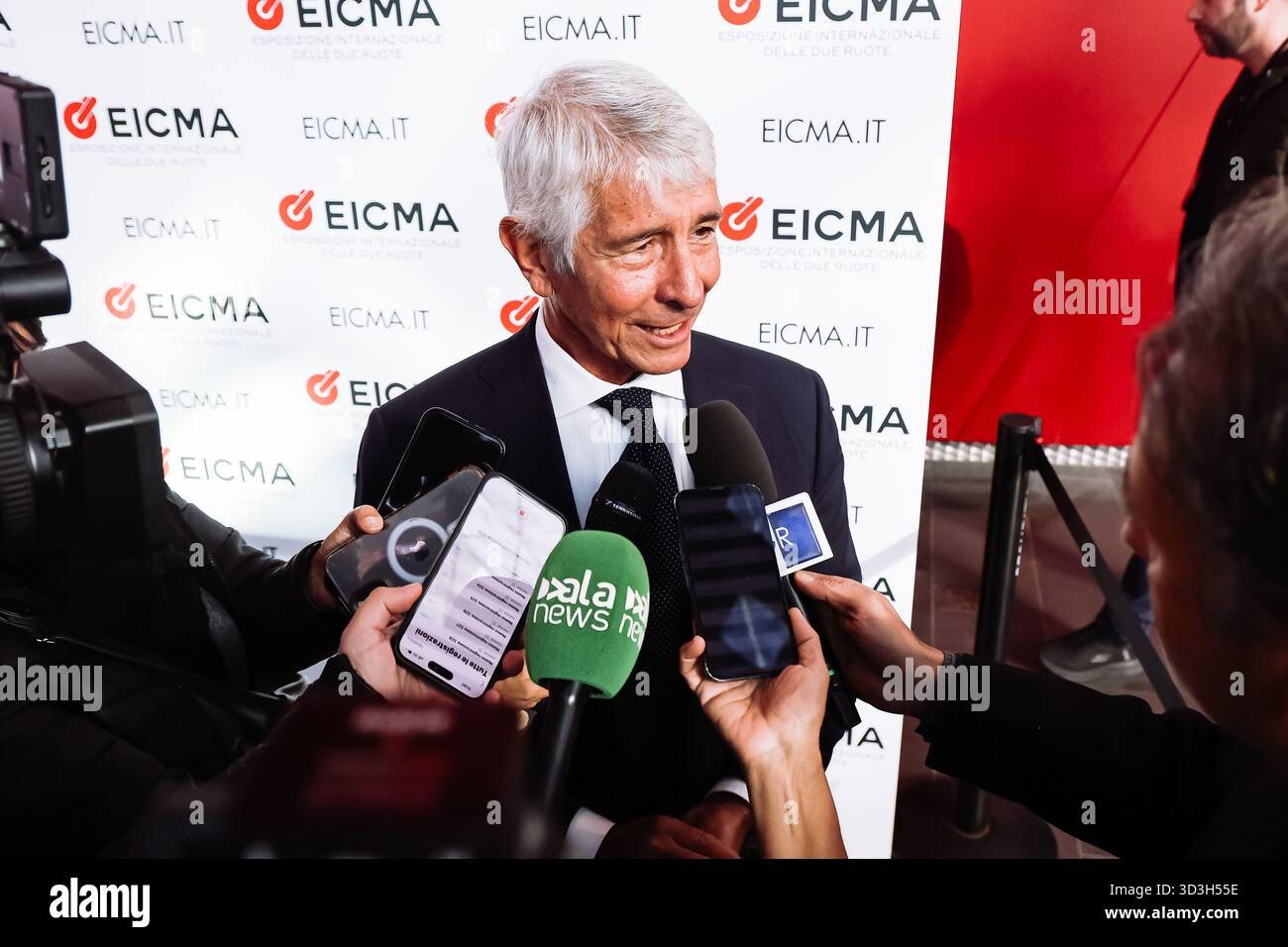 Milan, Institutional visits to the 82nd EICMA International Two-Wheeled ...