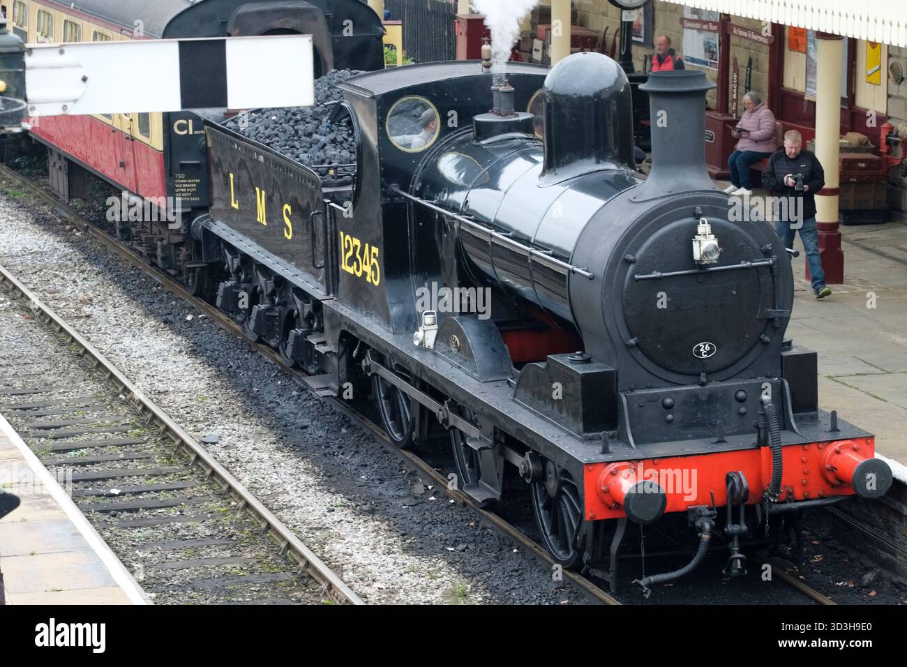 Class 27 0 6 0 steam locomotive hi-res stock photography and images - Alamy