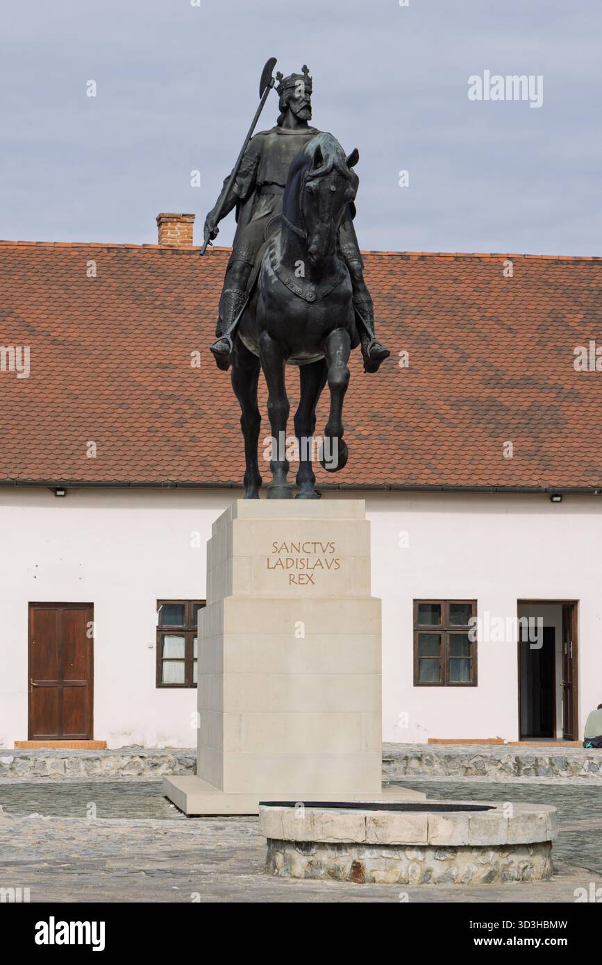 Oradea, Romania - September 27, 2025: Monument of Ladislaus king of ...