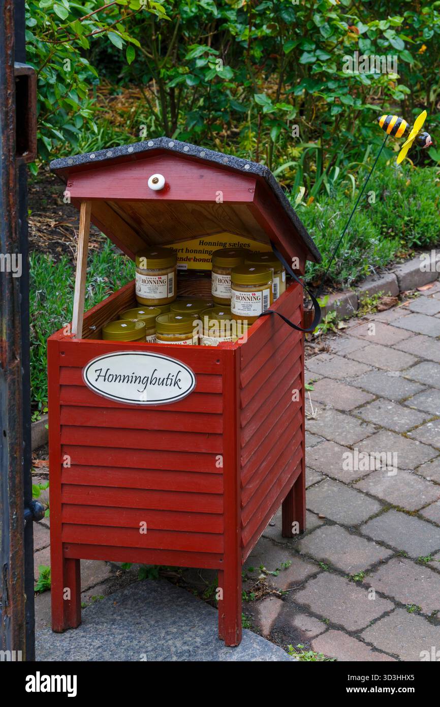 Dansk honning hi-res stock photography and images - Alamy