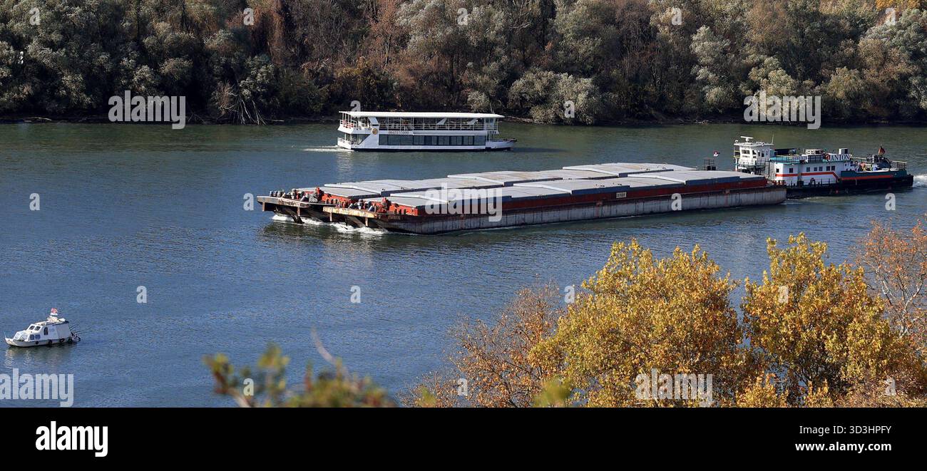 06.11.2025 BelgradeSerbia Economy/ River transport traffic German river ...