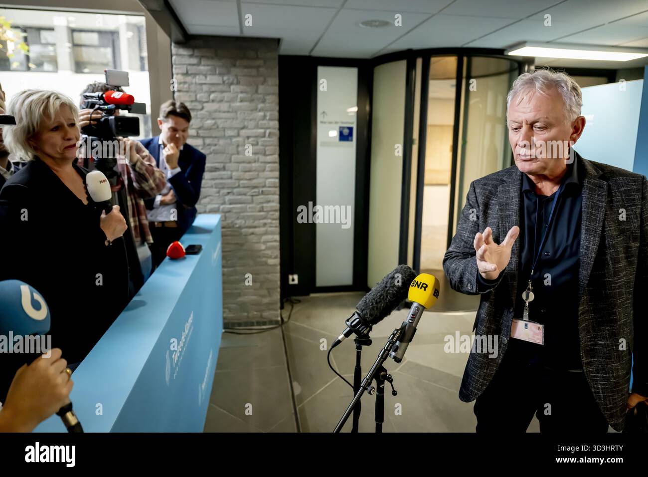 THE HAGUE - Jan Struijs (50Plus) .Wouter Koolmees explorer holds talks ...