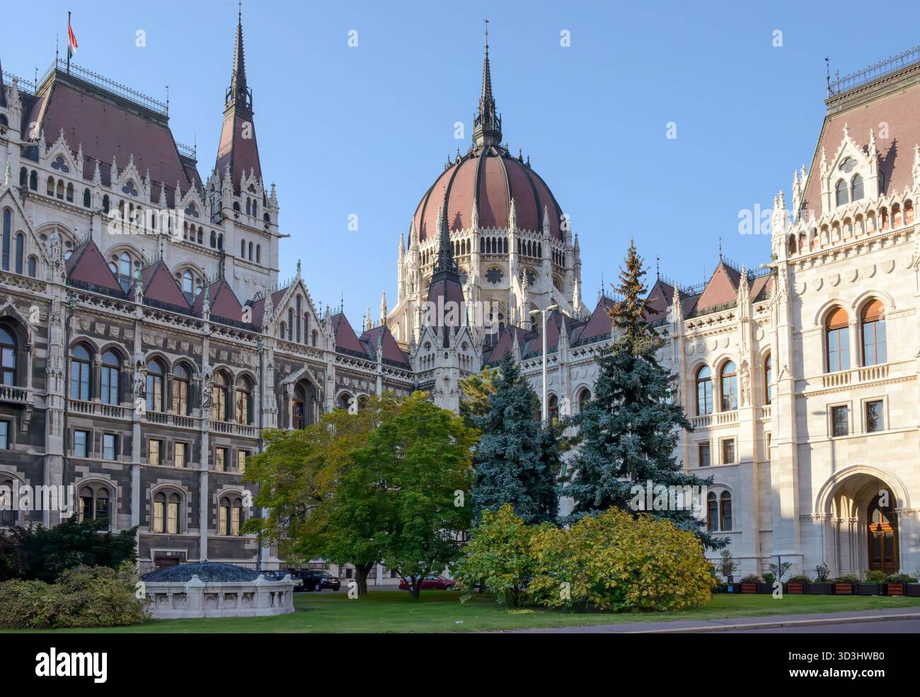 Closeup view of central part of Hungary parliament building from ...