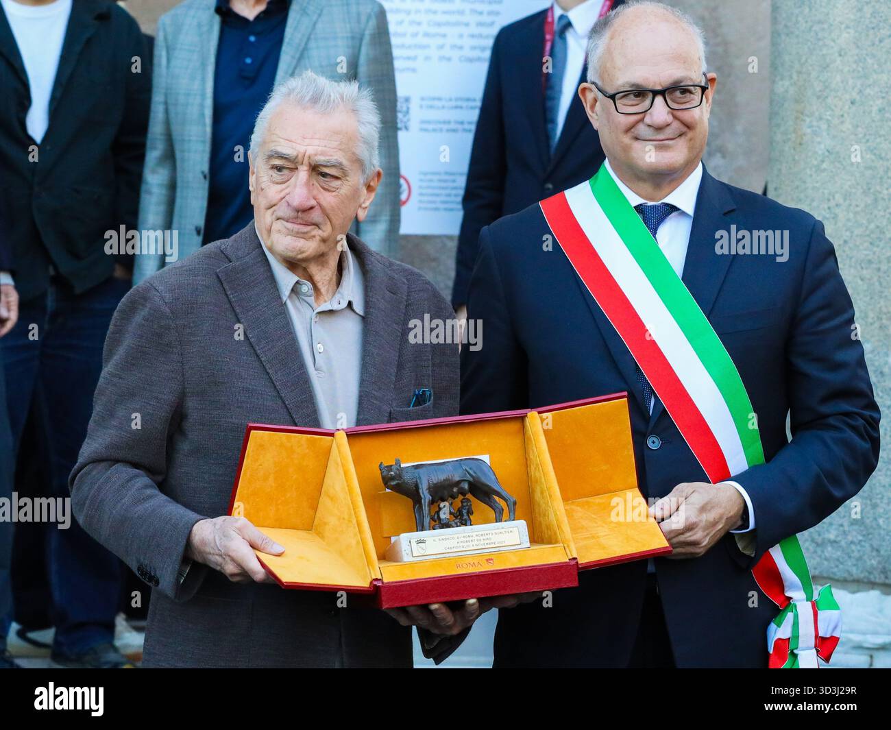 Rome, Robert De Niro receives the Capitoline Wolf from Mayor Roberto ...