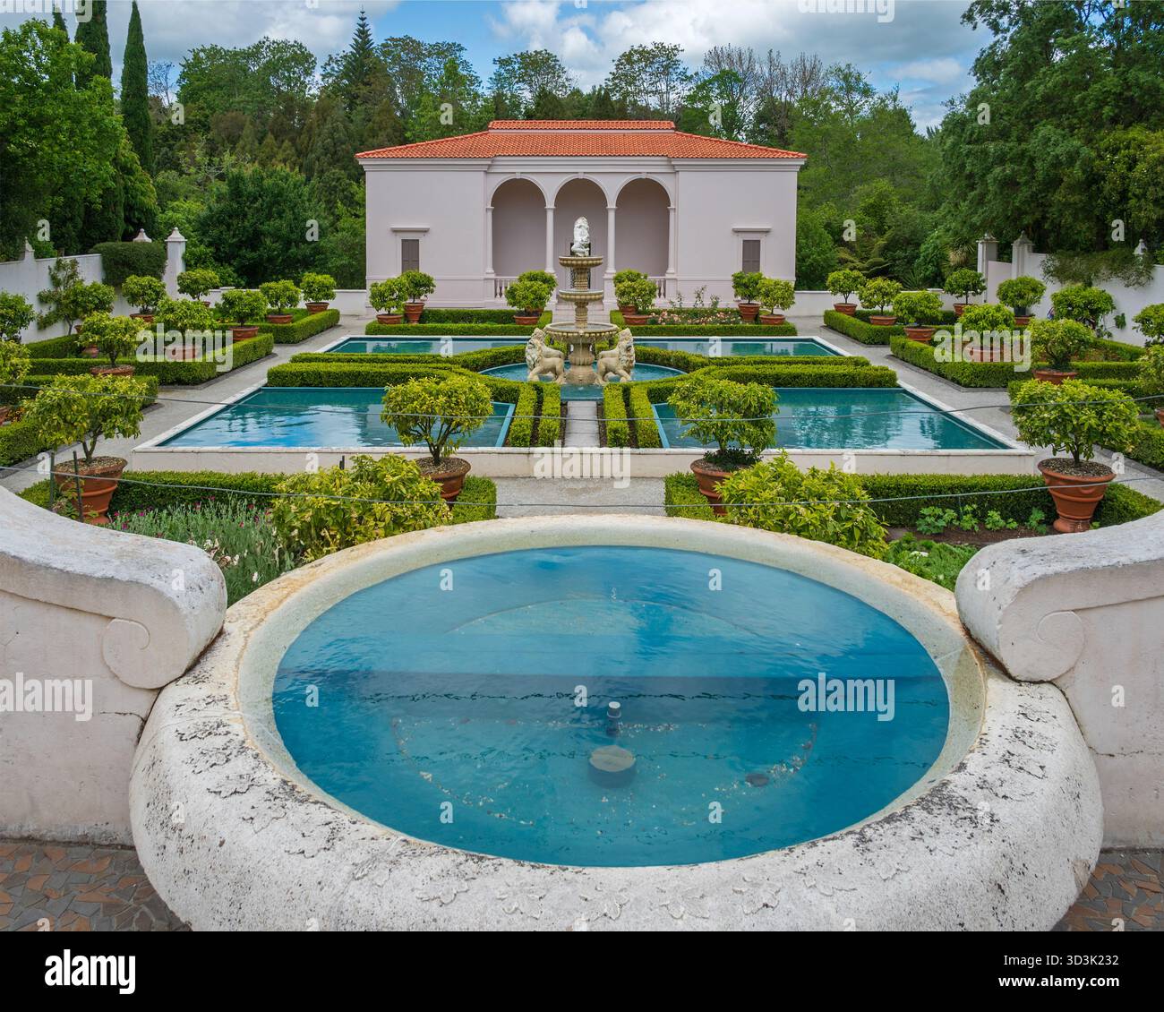 The Italian Renaissance Garden with its classic architectural features ...