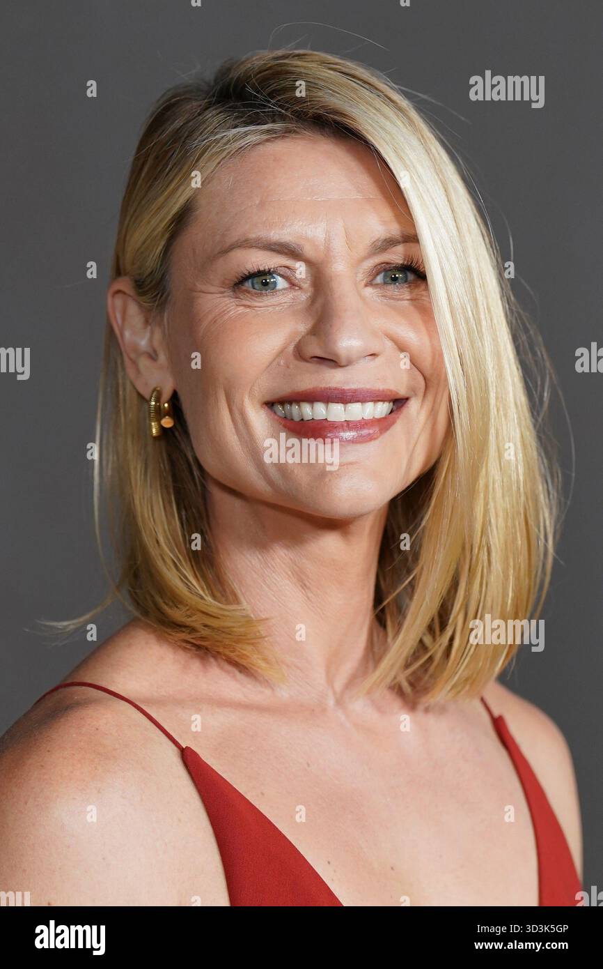Claire Danes at arrivals for THE BEAST IN ME Premiere, The Plaza Hotel ...