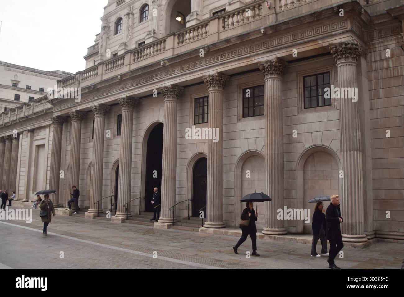 London, UK. 6th November 2025. Exterior view of the Bank of England as ...