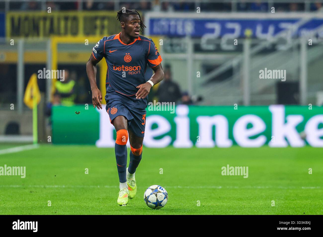Yann Aurel Ludger Bissek of FC Internazionale seen in action during ...
