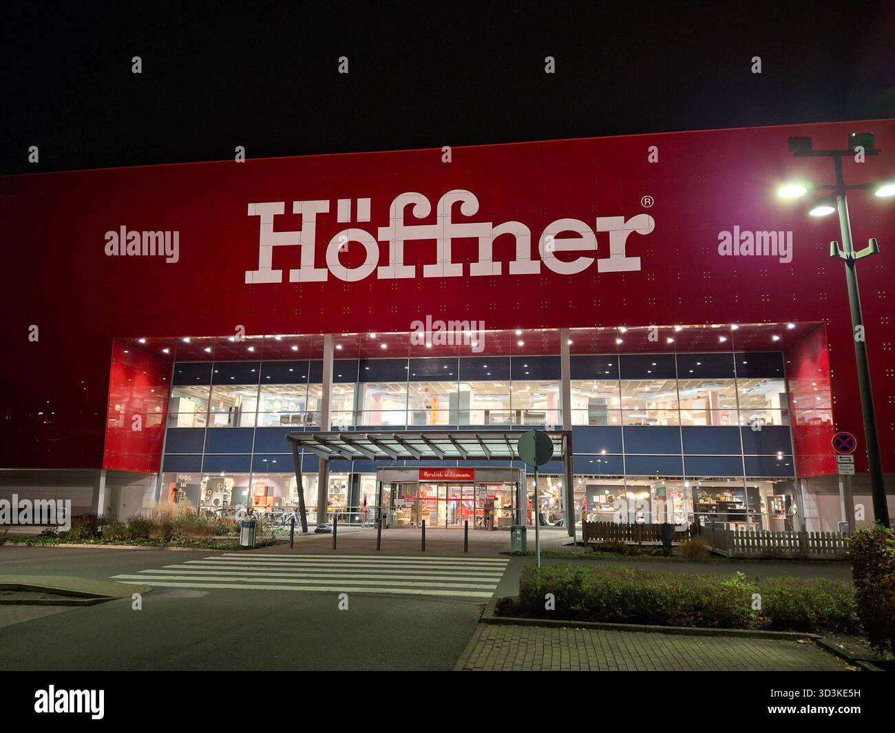 Stockbilder 11/2025 Möbel Höffner Hamburg Hamburg Deutschland *** Stock ...