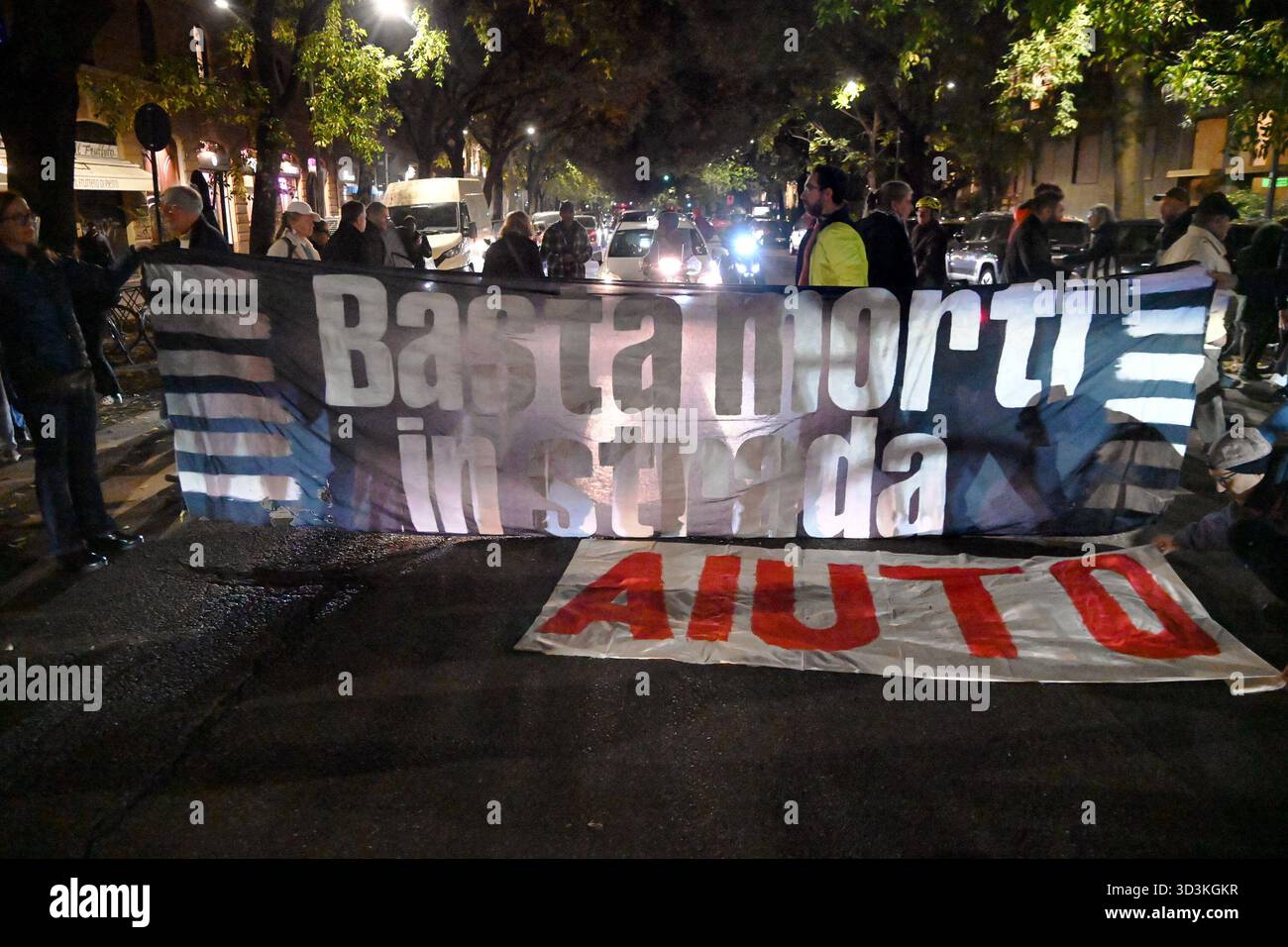 MILAN, demonstration protests in Via Bronzetti following the hit and ...