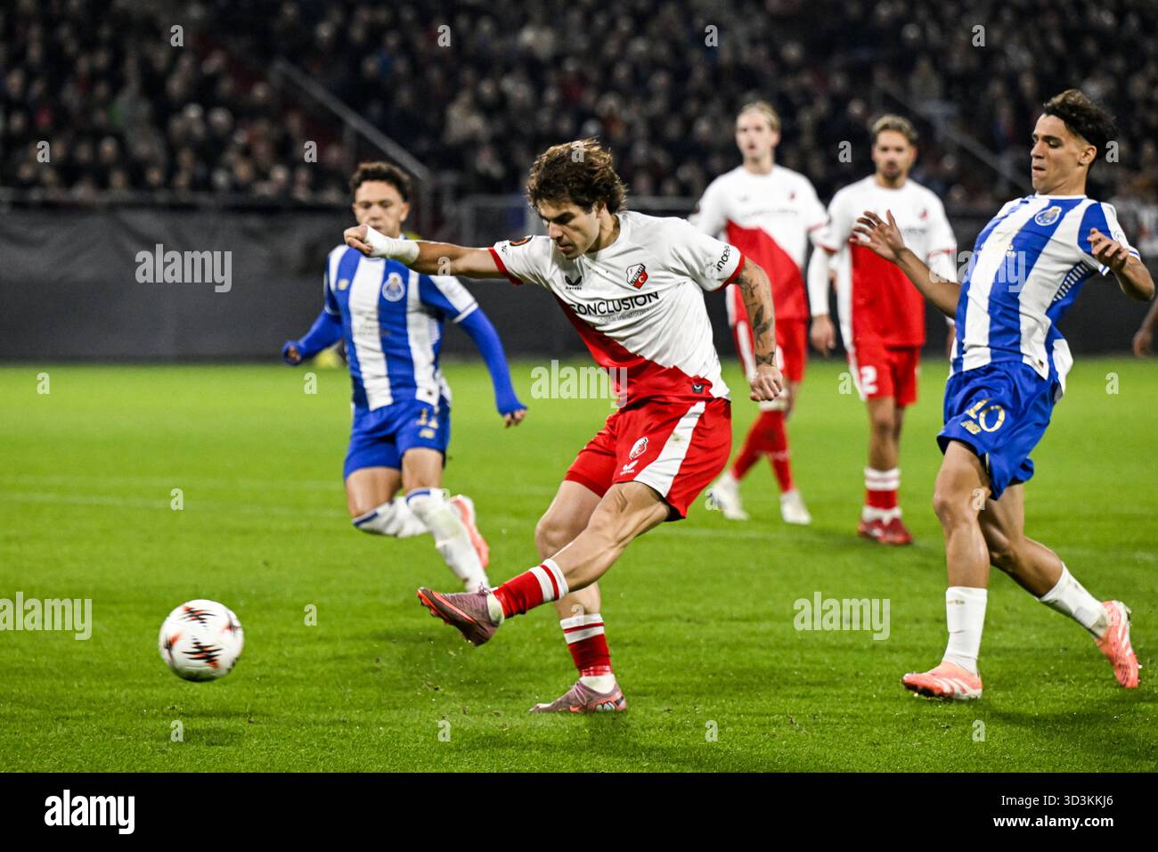 UTRECHT - Miguel Rodriguez of FC Utrecht scores the 1-0 during the UEFA ...