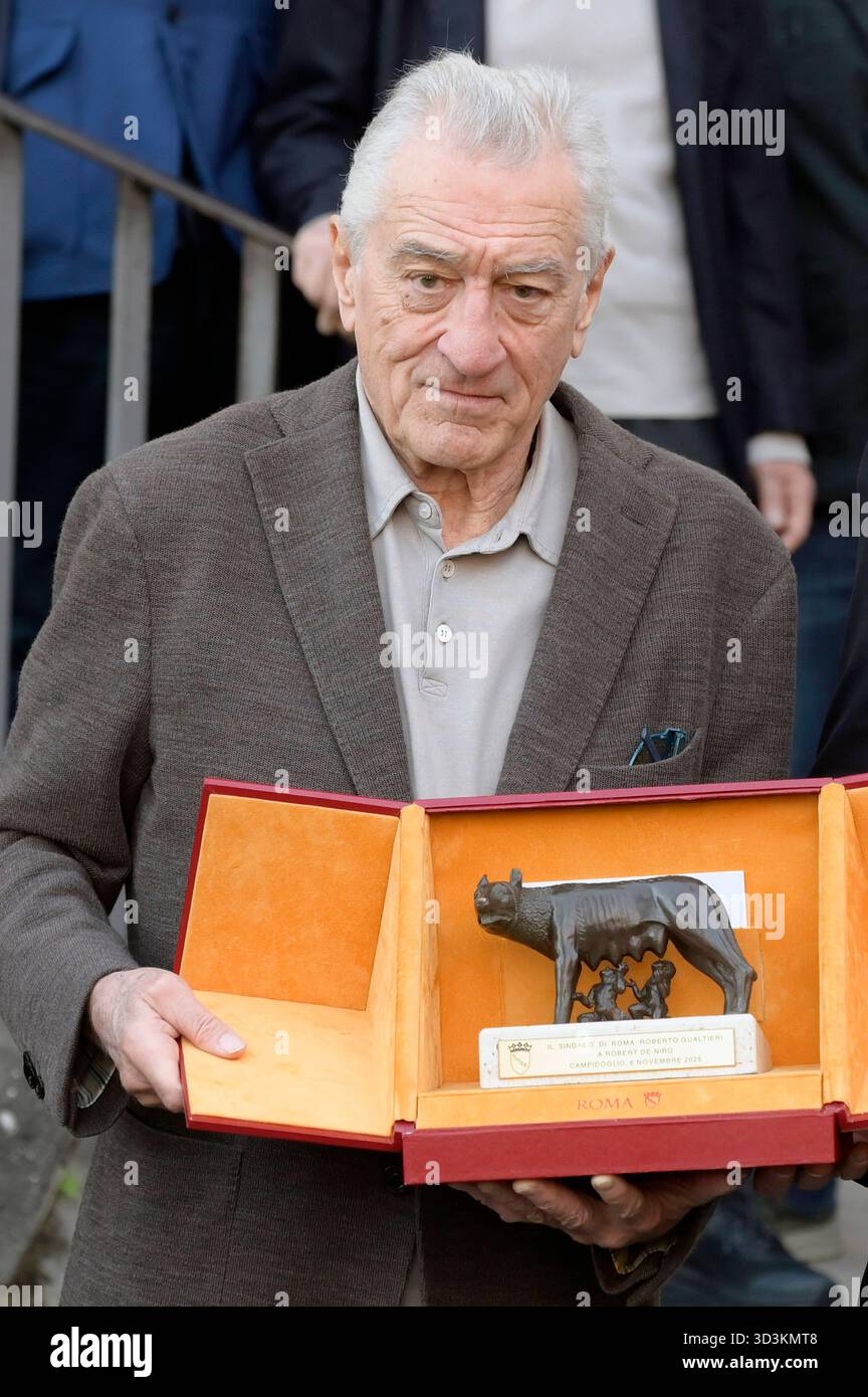 Robert de Niro nach der Verleihung des Lupa Capitolina auf dem ...